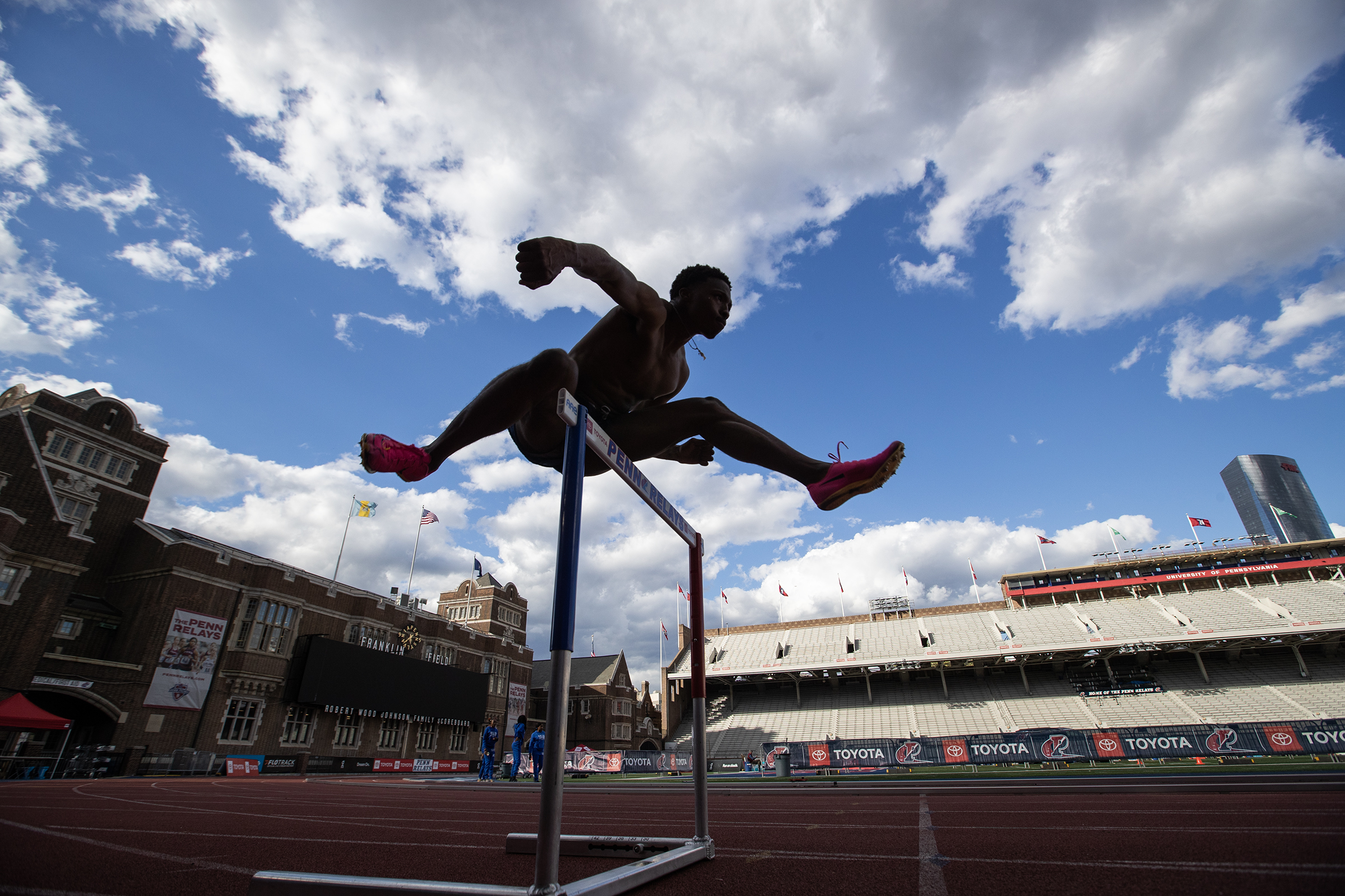 Penn Relays 2024: Devin Nugent of Pitt follows sister Leah Nugent with ...