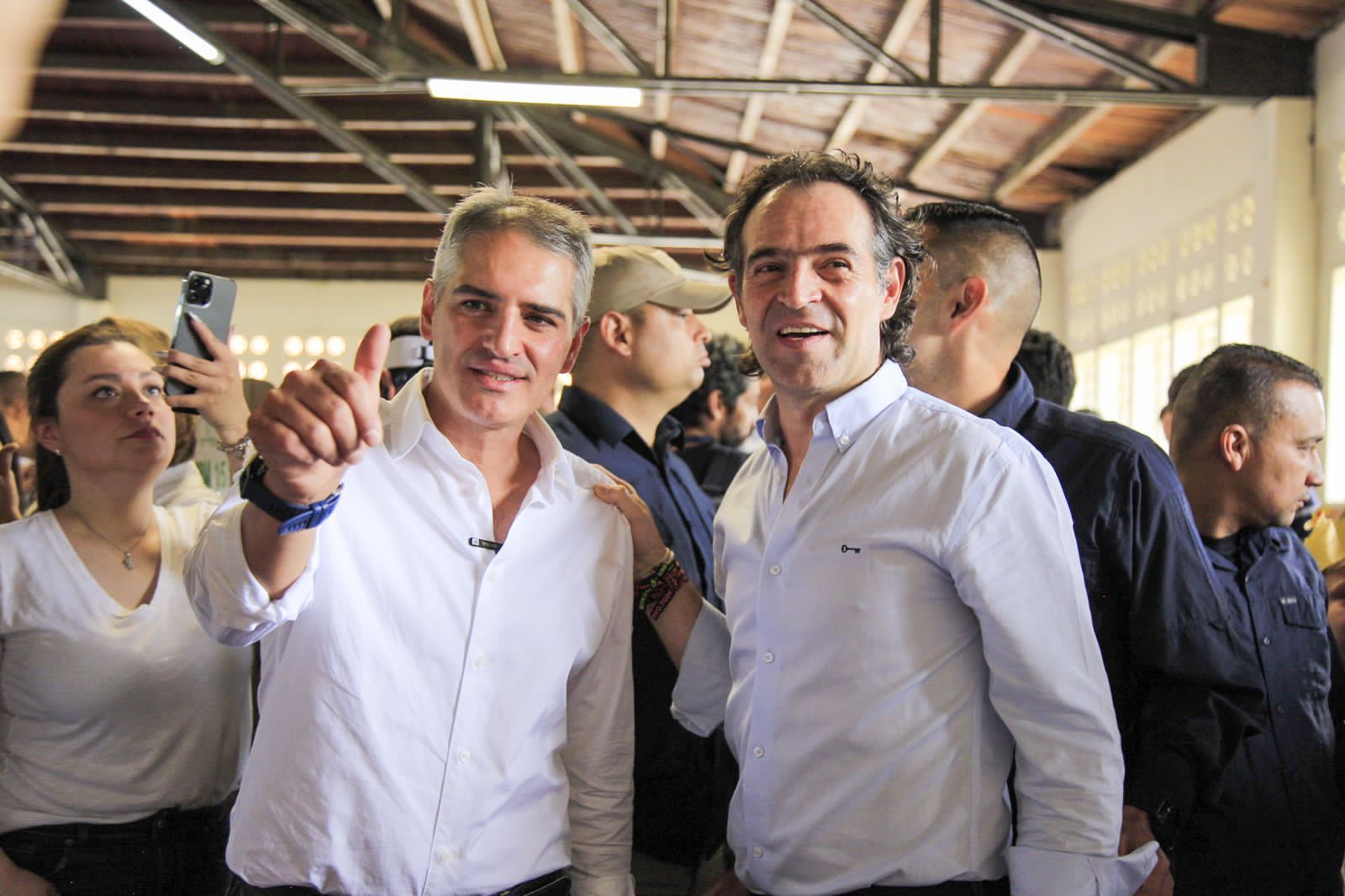“Si Antioquia resiste, Colombia se salva”: así fue el discurso del ...