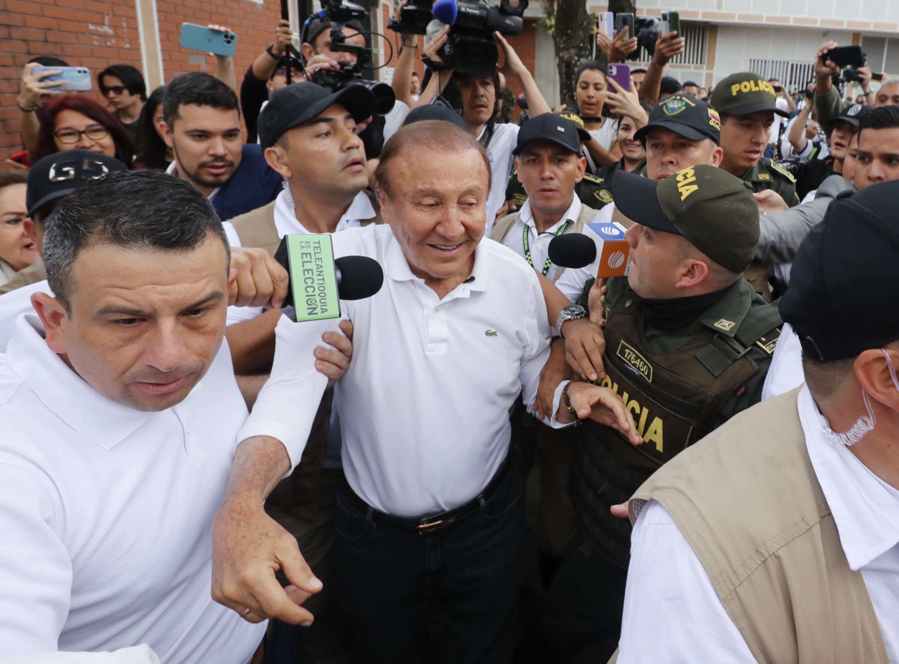 Socorro Oliveros, esposa de Rodolfo Hernández, confirmó que buscarán ...