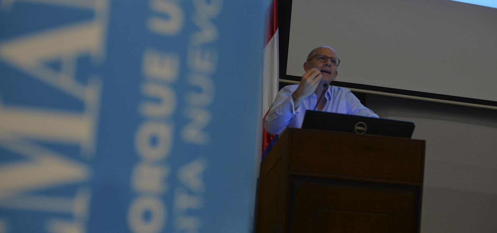 “El acuerdo de paz en Colombia merece todo el respeto del mundo ...