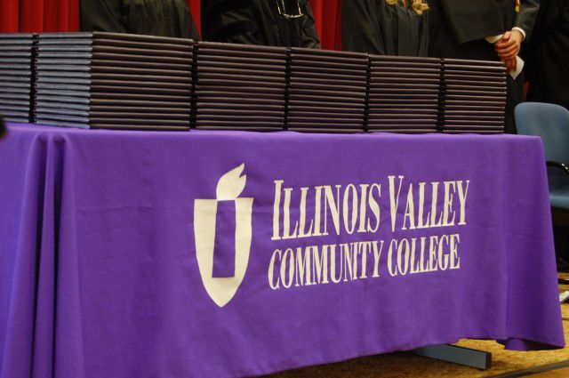 Illinois Valley Logo
