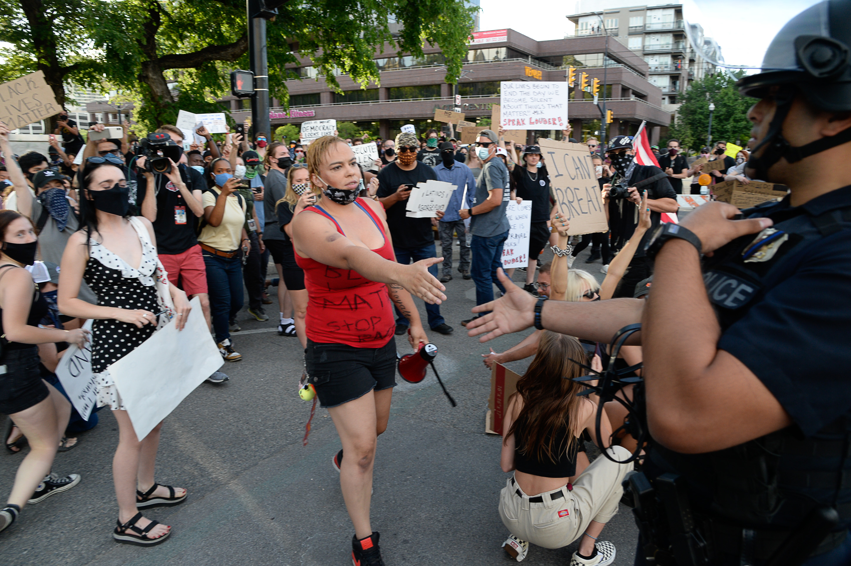 Protesters march again through Salt Lake City, as mayor and police ...