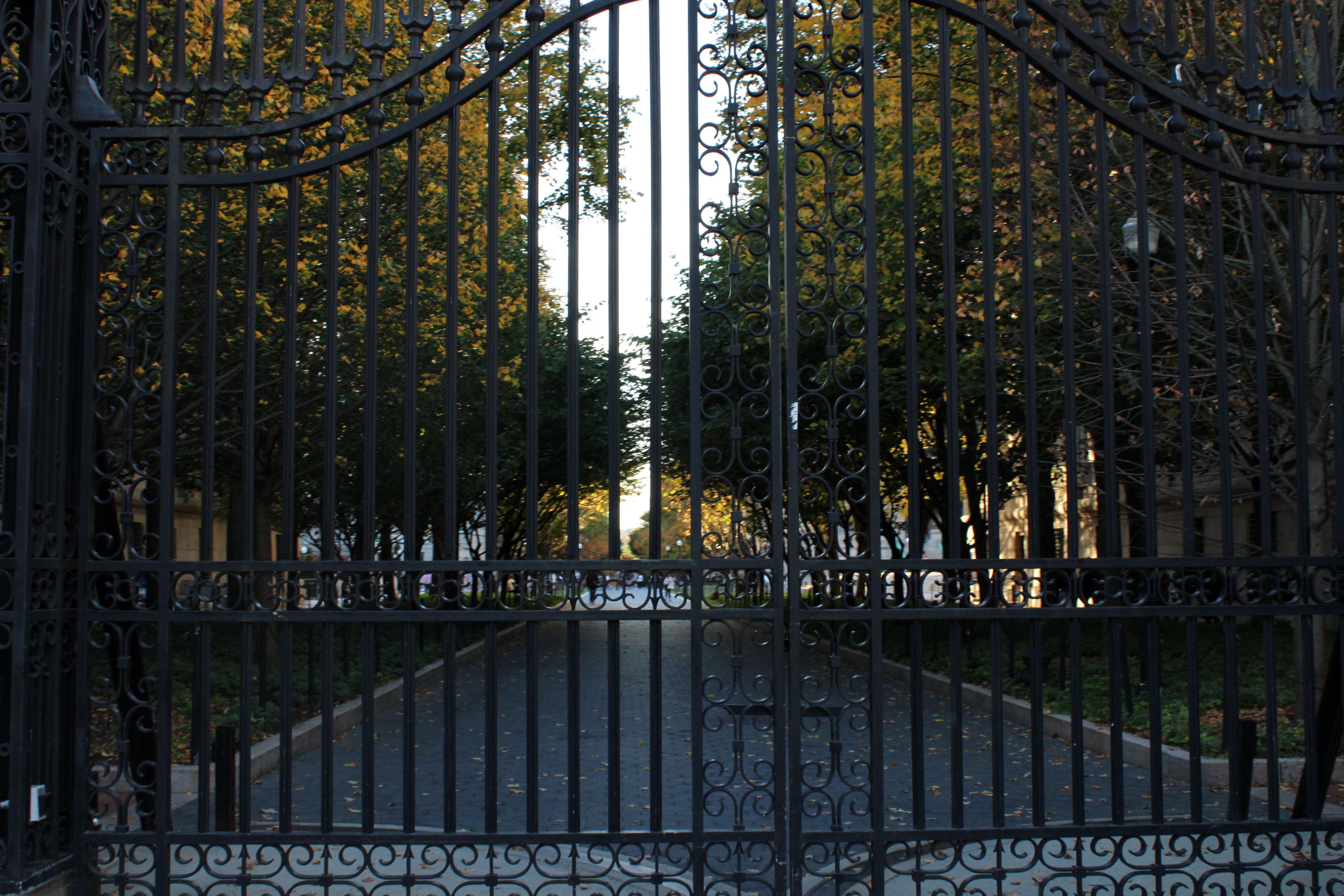 More than a year into gate closures, West Harlem residents feel ...