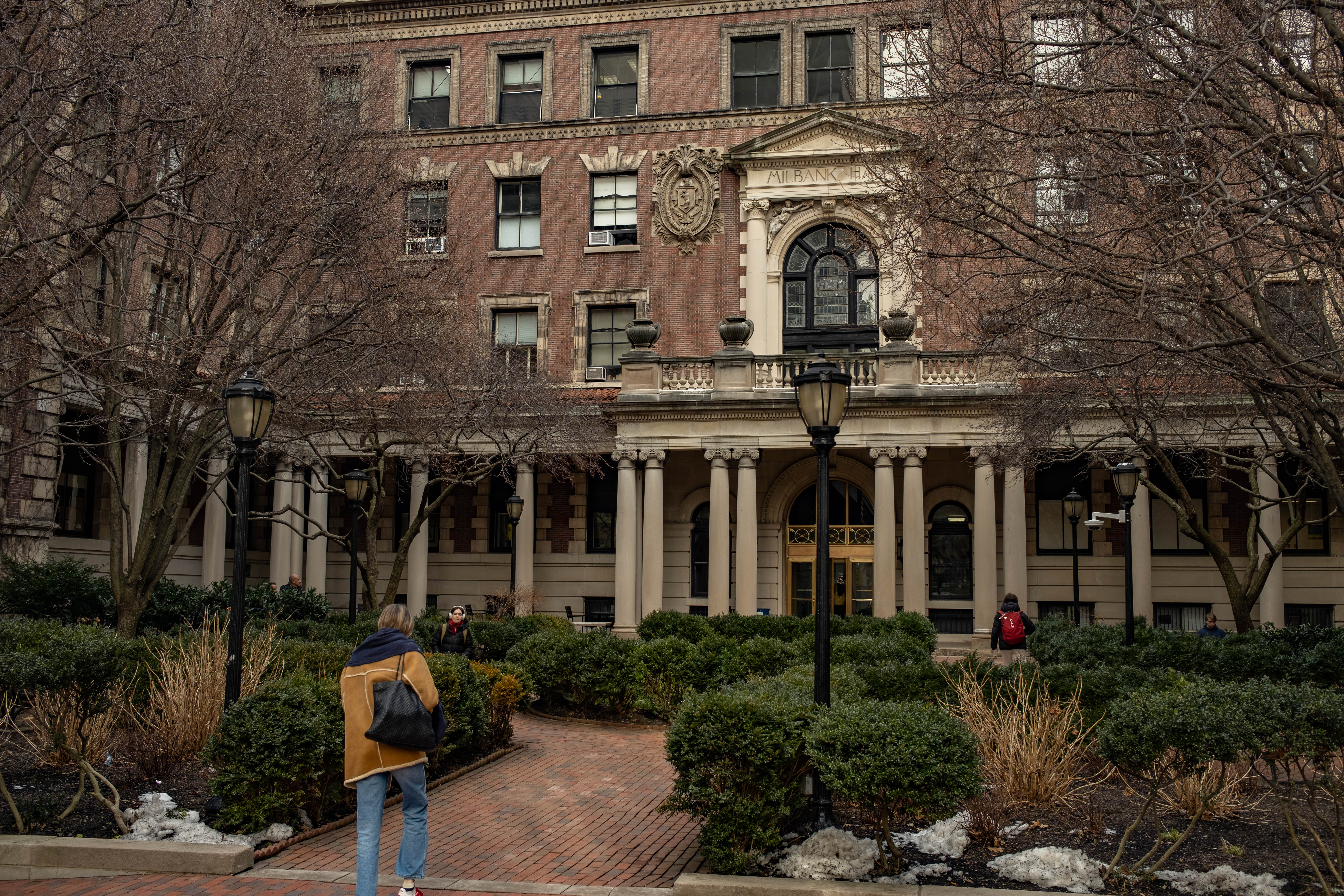 Rosenbury, Grinage address student concerns at open meeting with ...