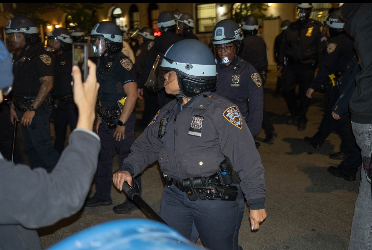 In Focus: 56 Years later, NYPD sweeps Hamilton Hall again