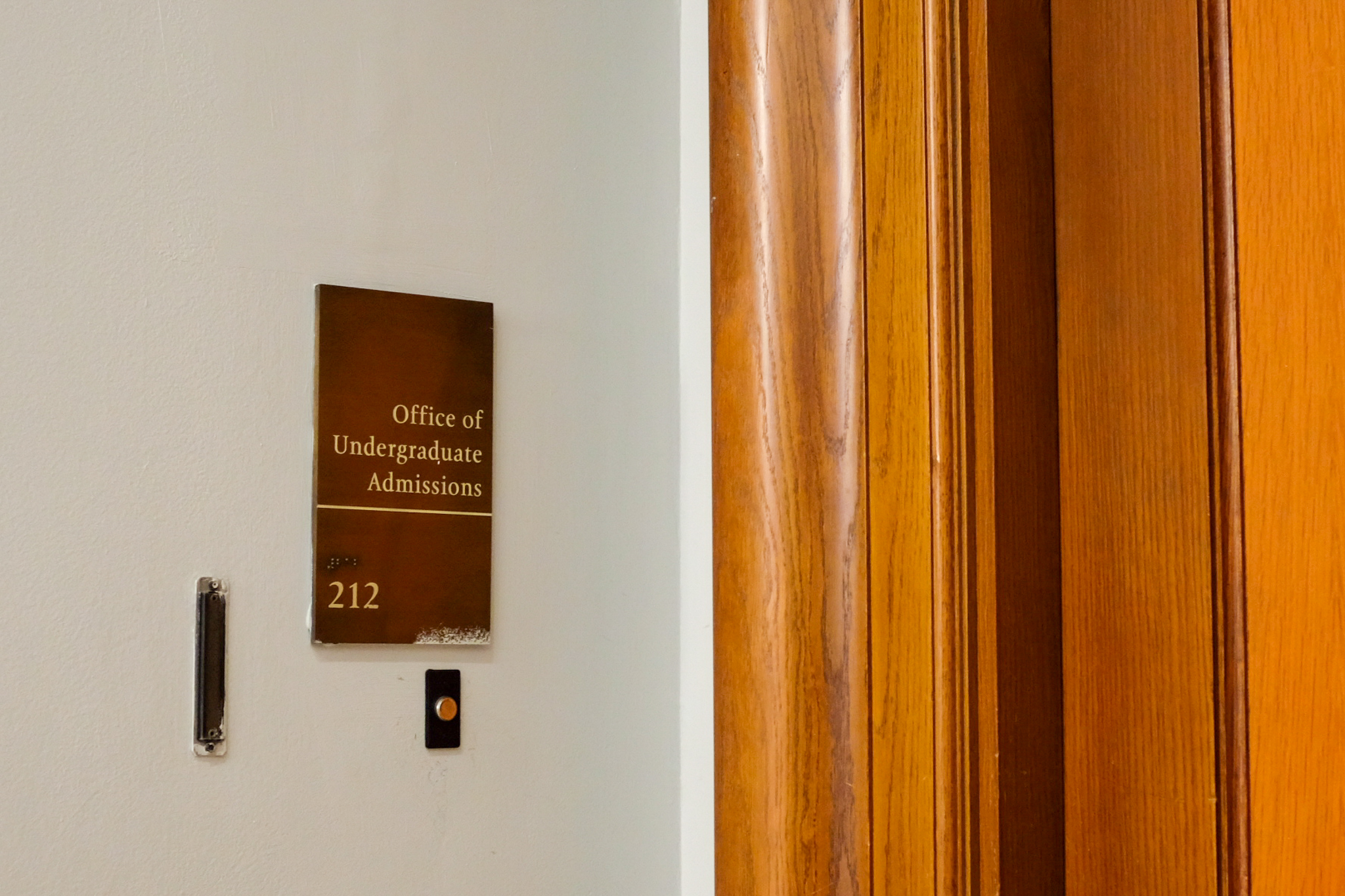 Black first-year enrollment drops at Columbia College, SEAS after ...