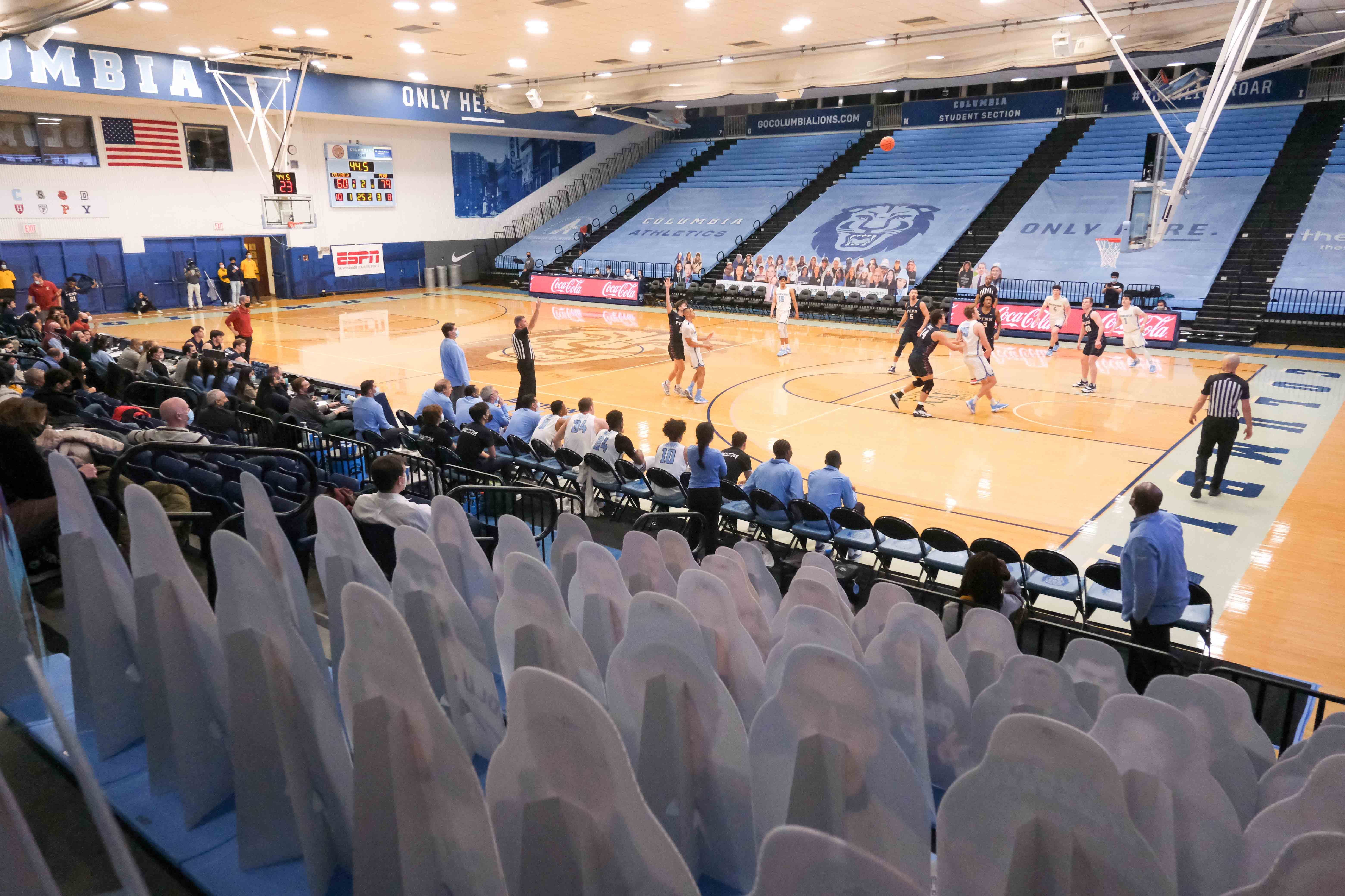 In Focus: Fake fans in the stands