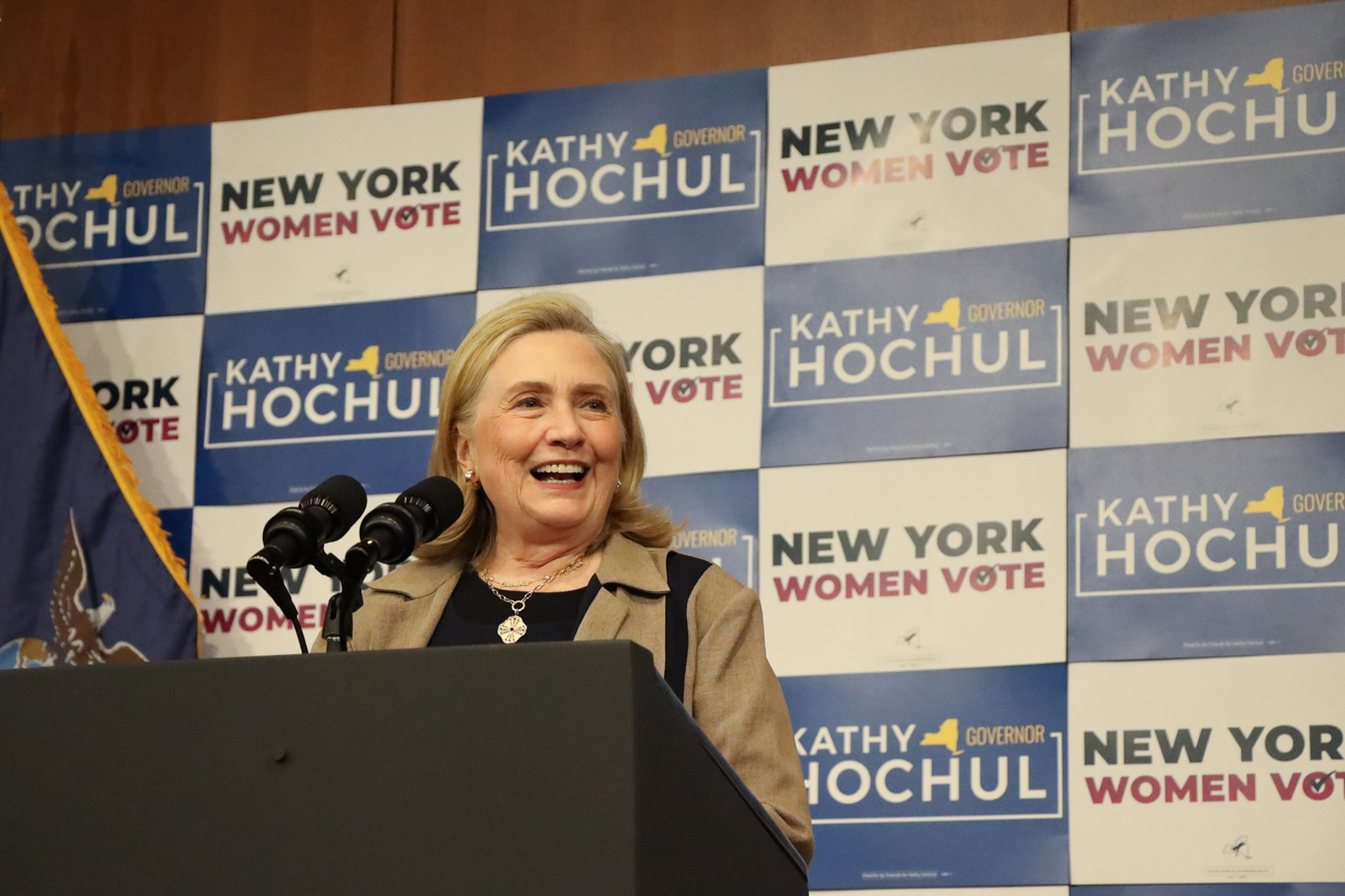 Get Out The Vote women’s rally hosts Kamala Harris and Hillary Clinton ...