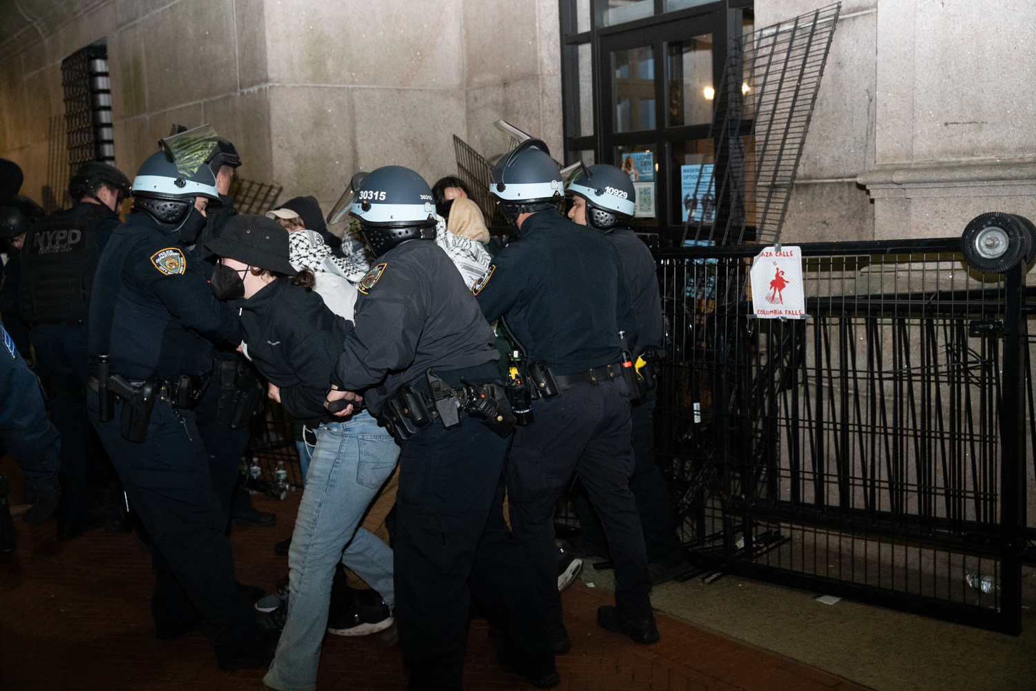 In Focus: 56 Years later, NYPD sweeps Hamilton Hall again