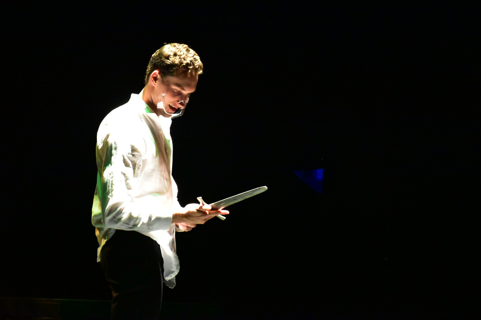 Inside the beautiful, desolate world of KCST’s ‘Macbeth’