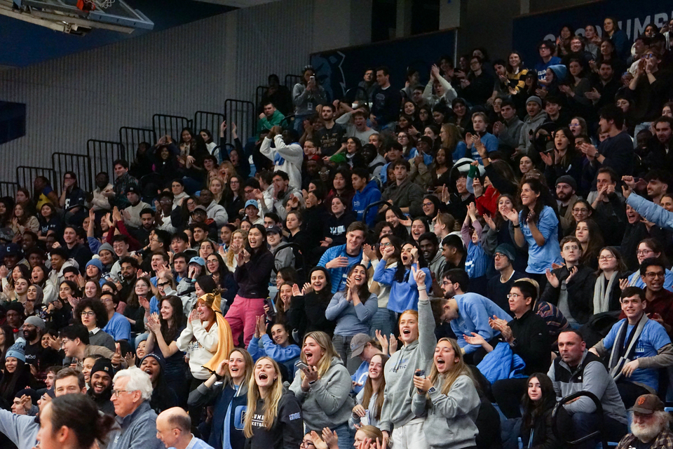 Roaree on the road: Fans travel for women’s basketball’s second-ever ...