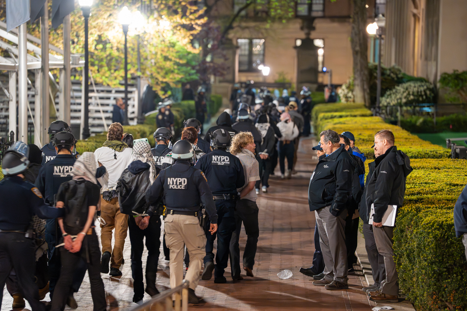 In Focus: 56 Years later, NYPD sweeps Hamilton Hall again