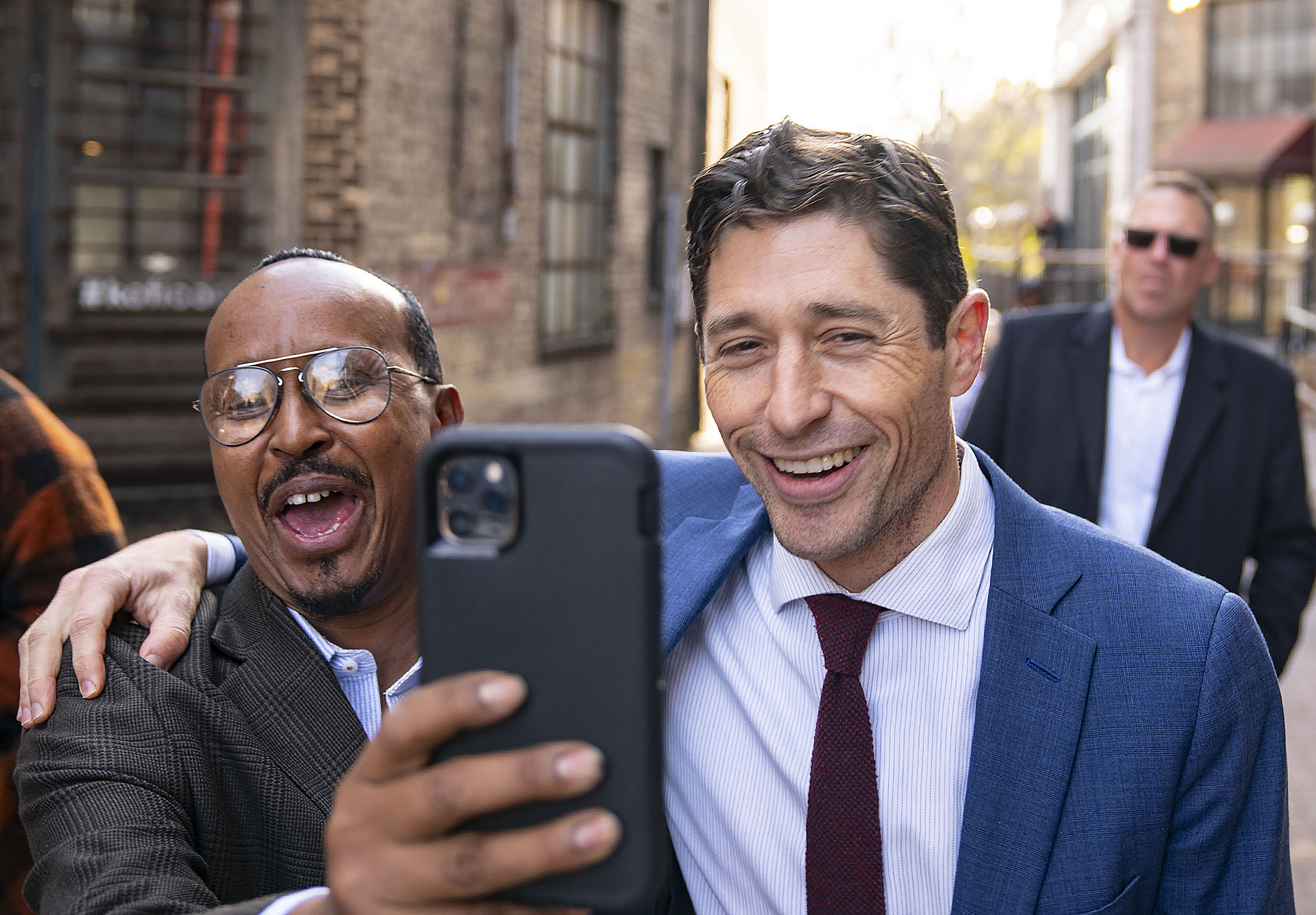 Playing Politics: A good night for Frey