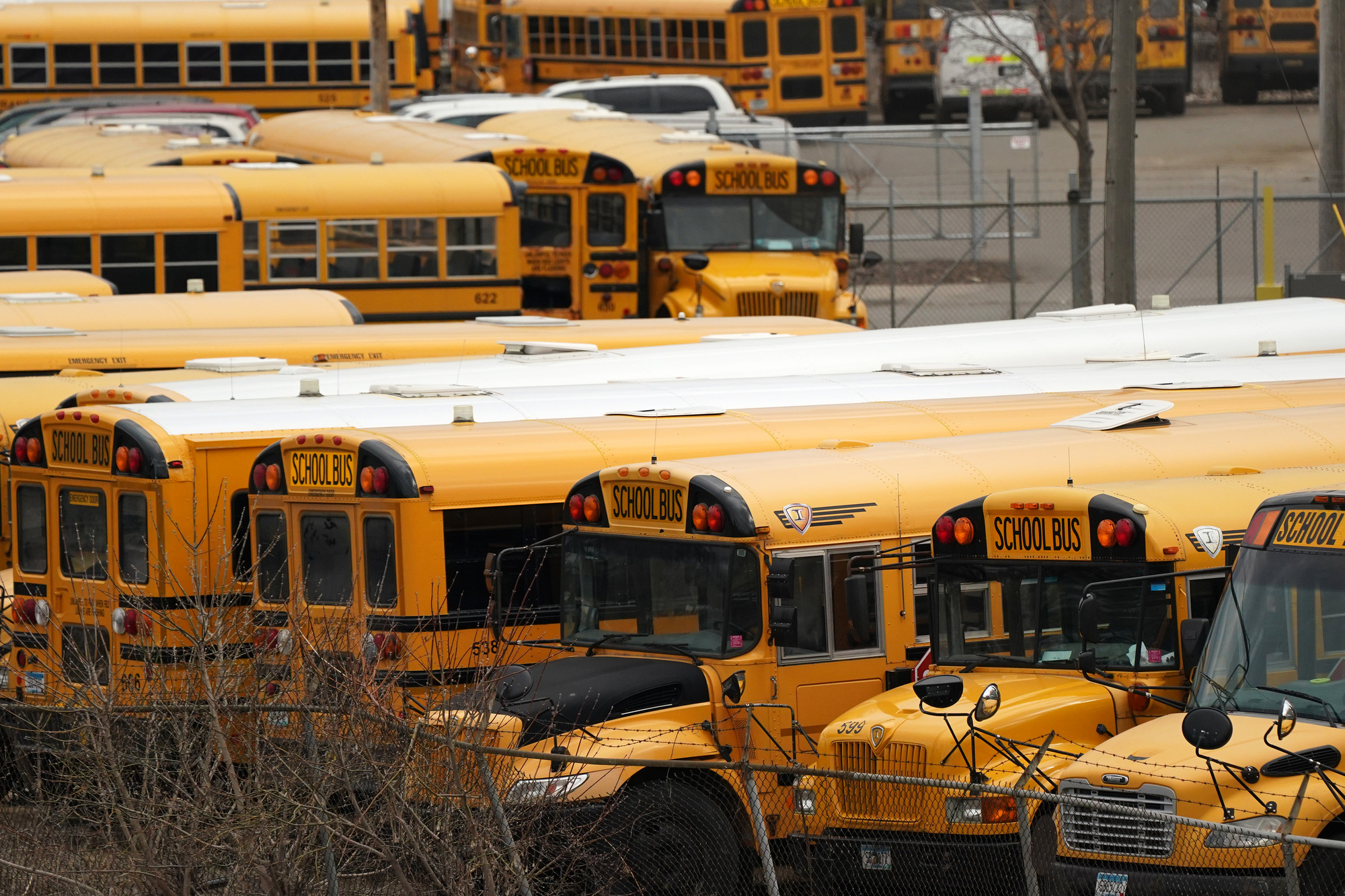 Minneapolis school bus drivers threaten strike