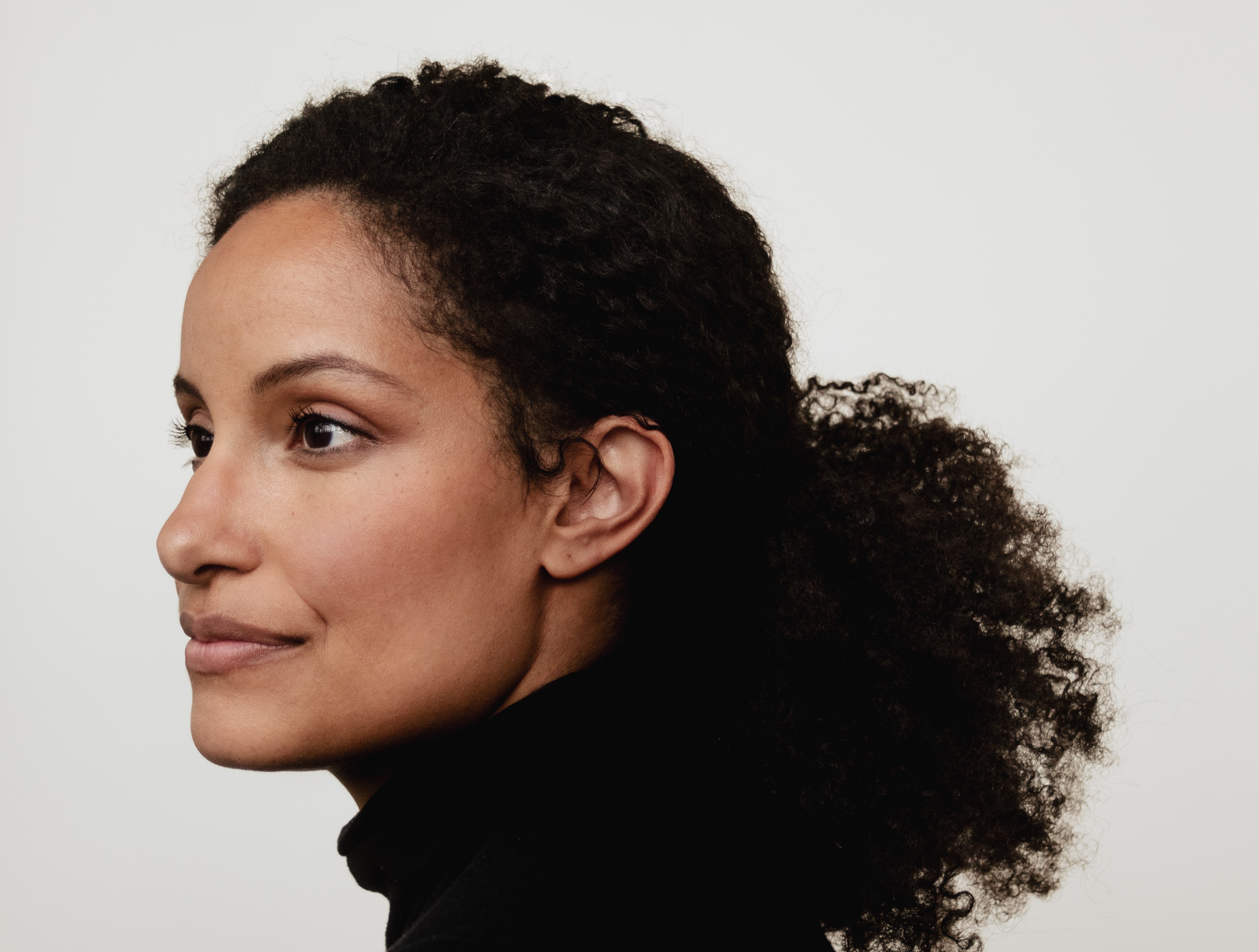 Novelist gets the little stuff right but not the big stuff in ‘Come and ...