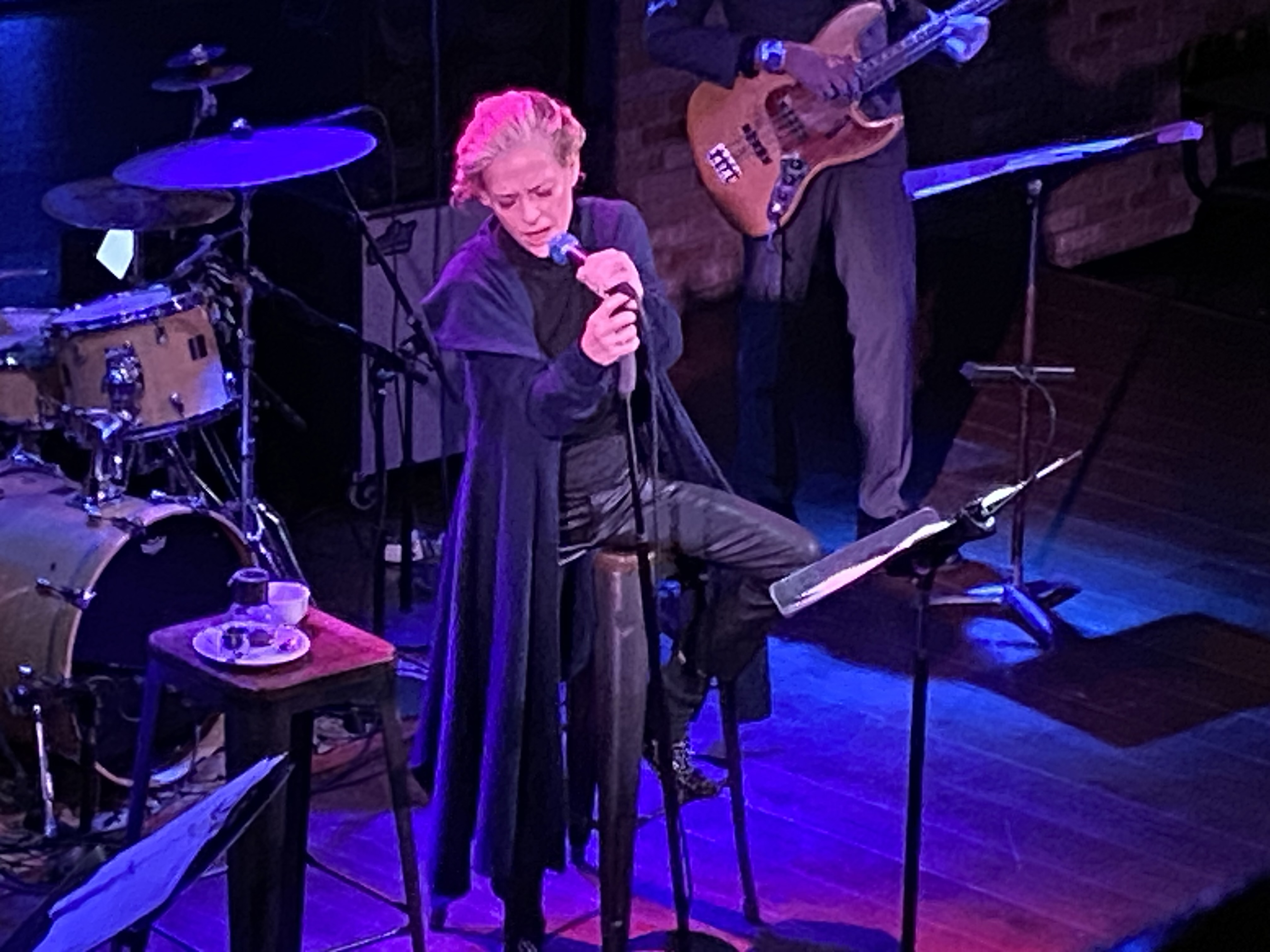 Review: Sad and sultry Shelby Lynne seduces with Dusty Springfield songs