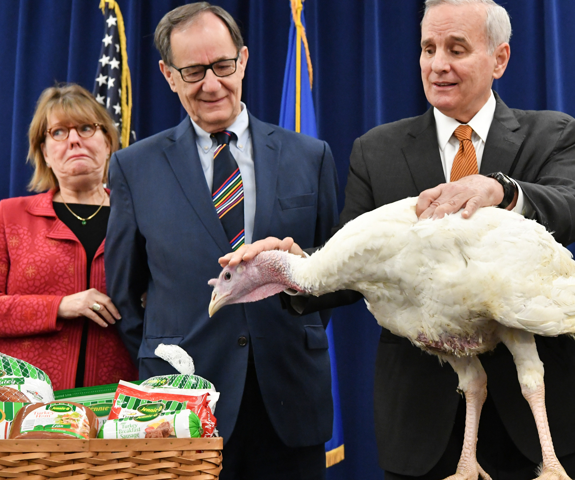 Dayton celebrates Minnesota turkey industry