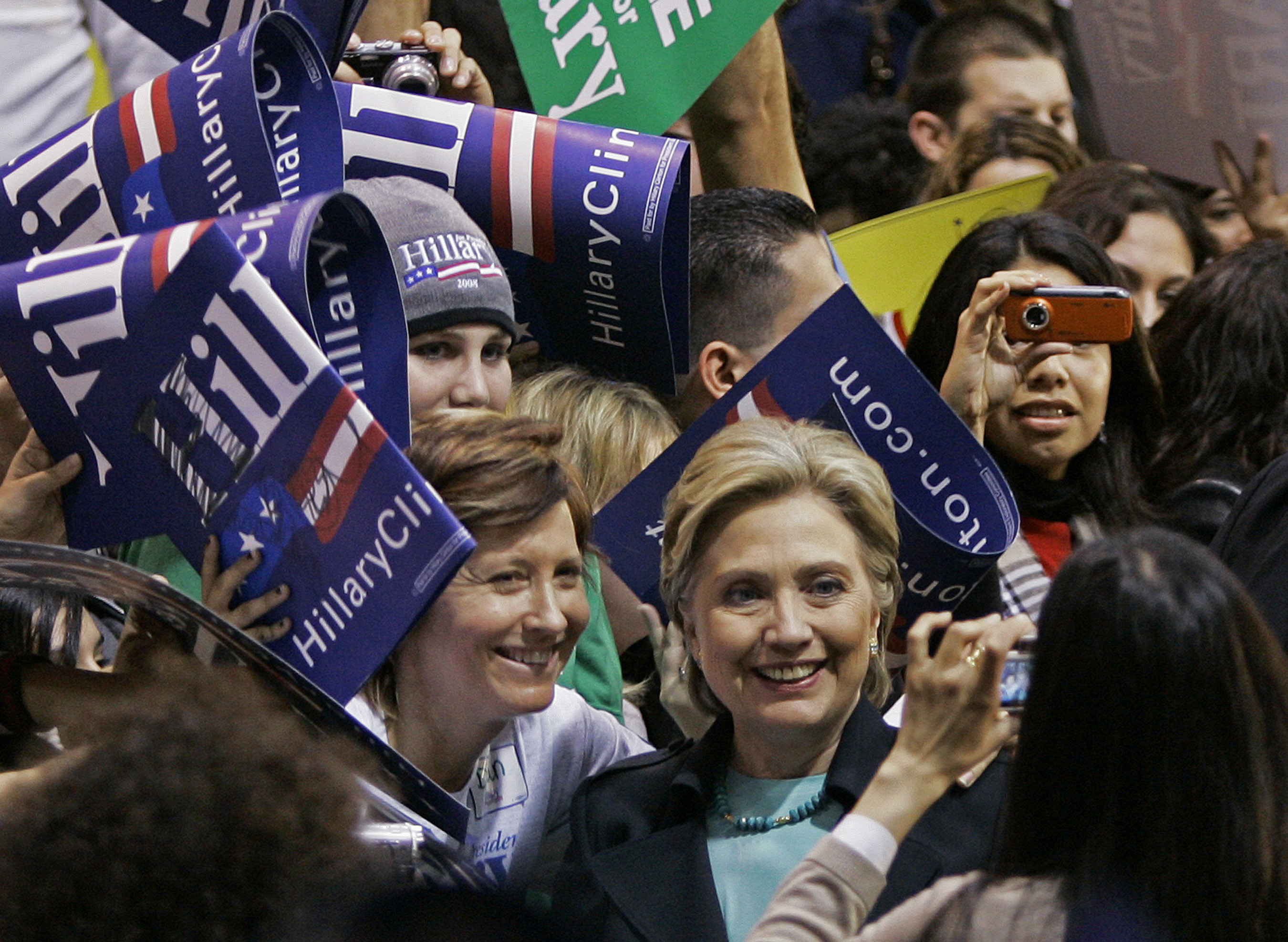 Clinton to rally at 4 p.m. at Augsburg