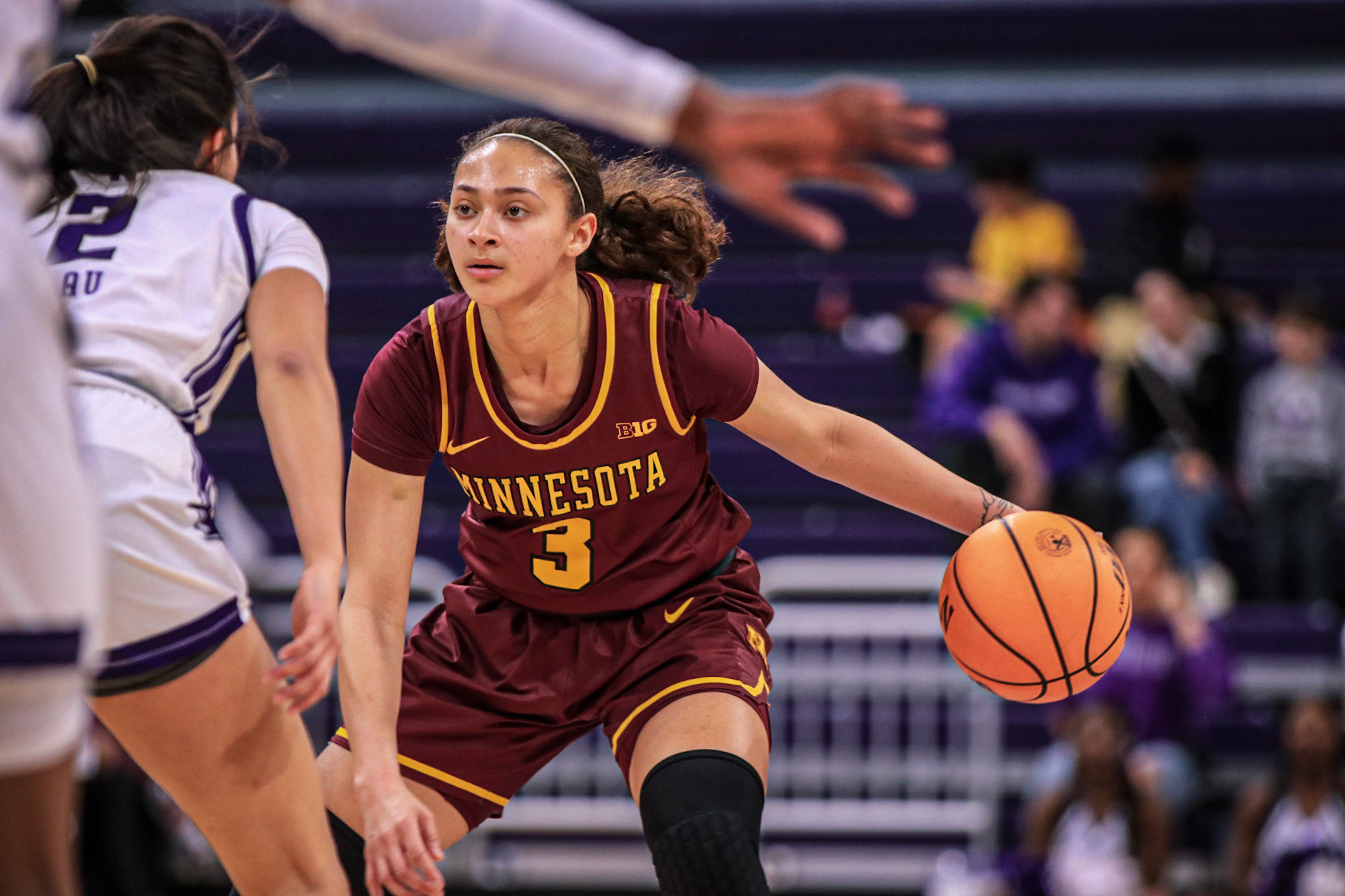 Gophers women take big step backward with decisive loss at last-place ...