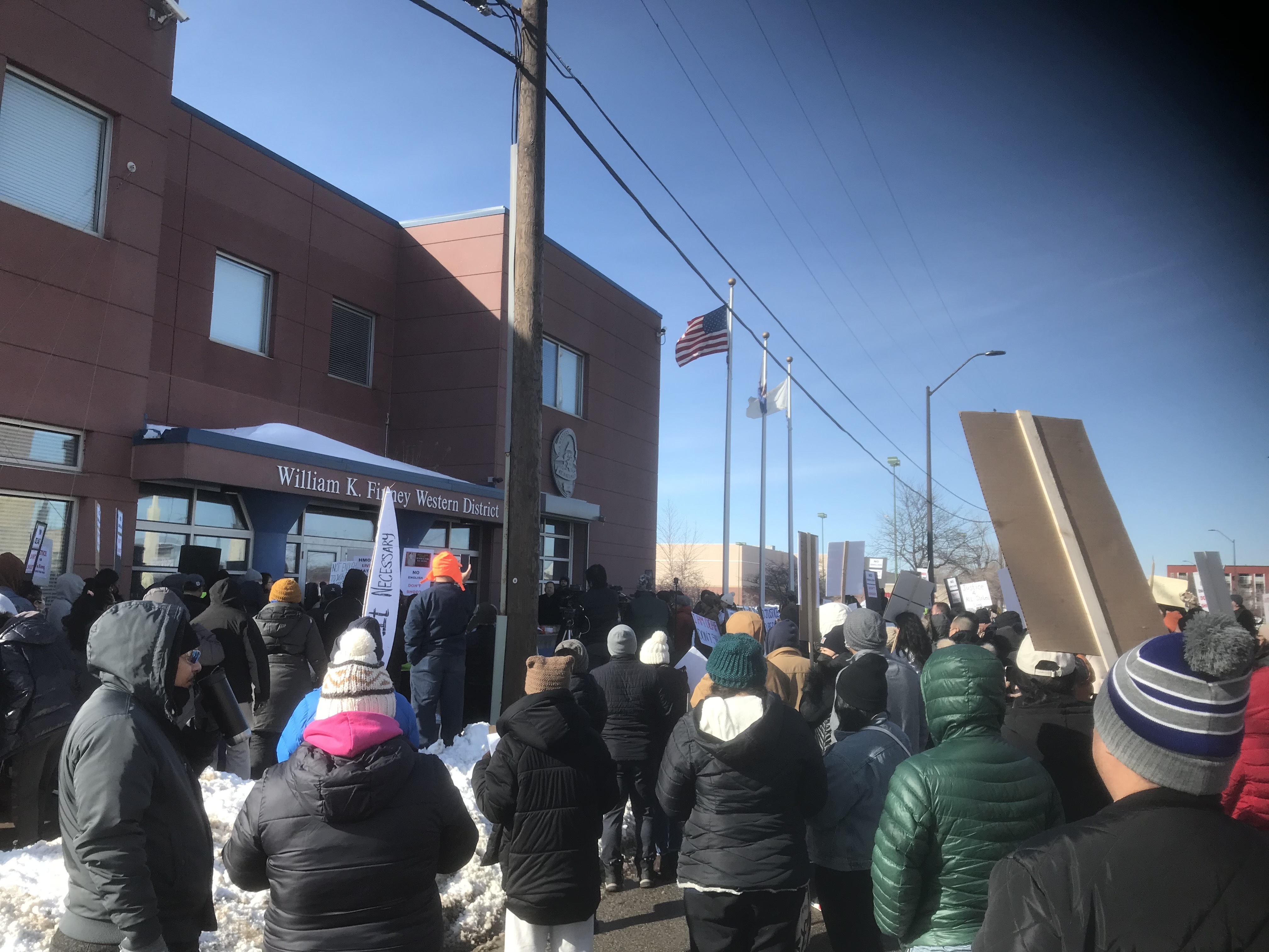 For a second week, St. Paul police killing of Yia Xiong draws protesters