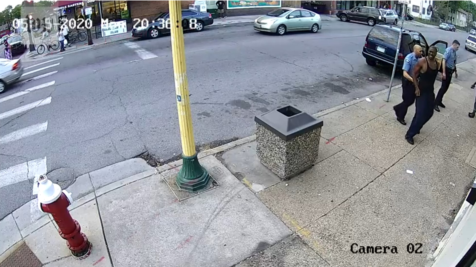 Video shows initial arrest of George Floyd, who later died in ...