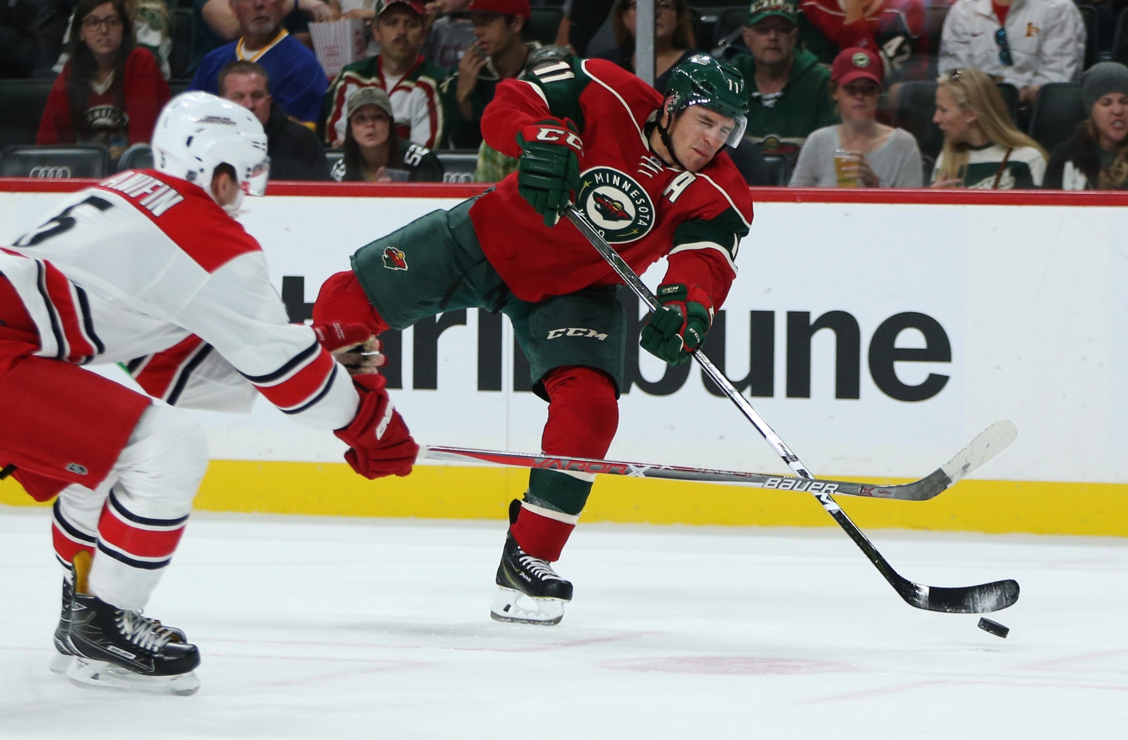 Bruce Boudreau says Zach Parise is "fine," meets with two-thirds of ...