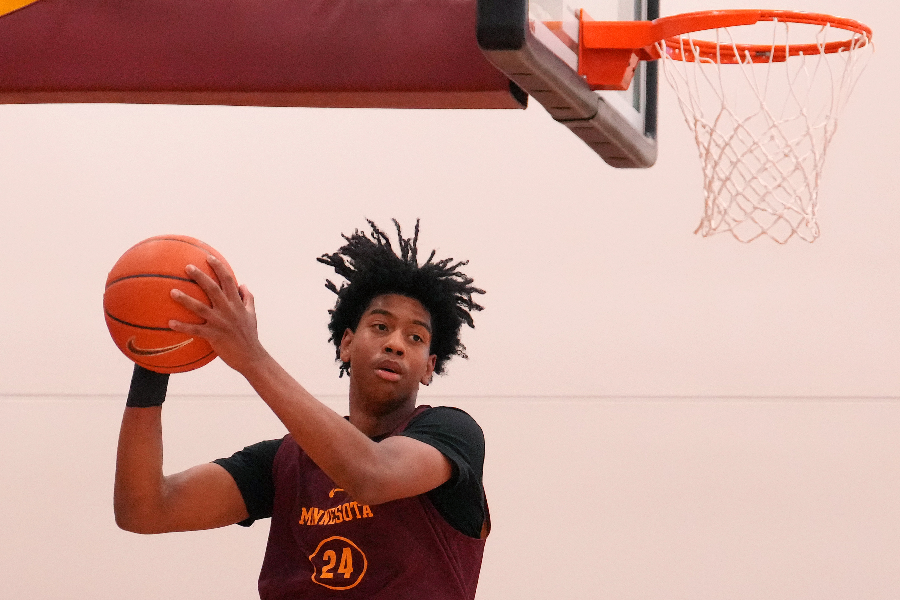 Gophers freshman Jaden Henley ready to play — and help Ben Johnson recruit