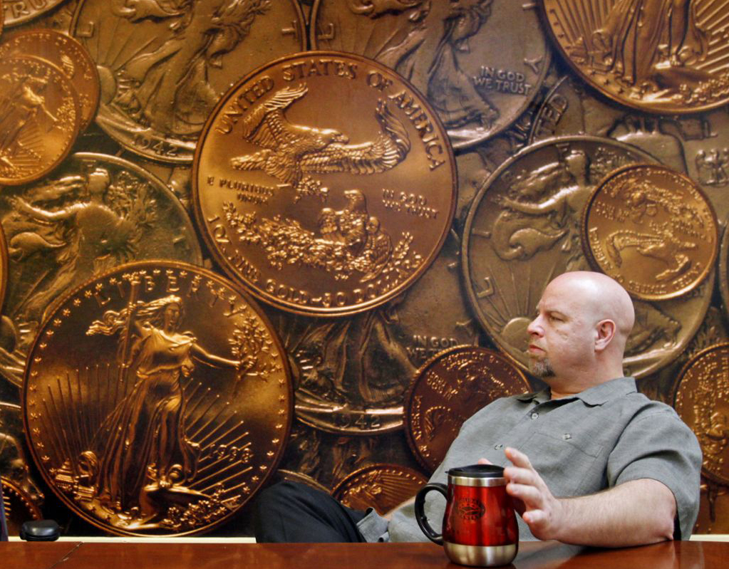 Ex-cons make a killing in coins