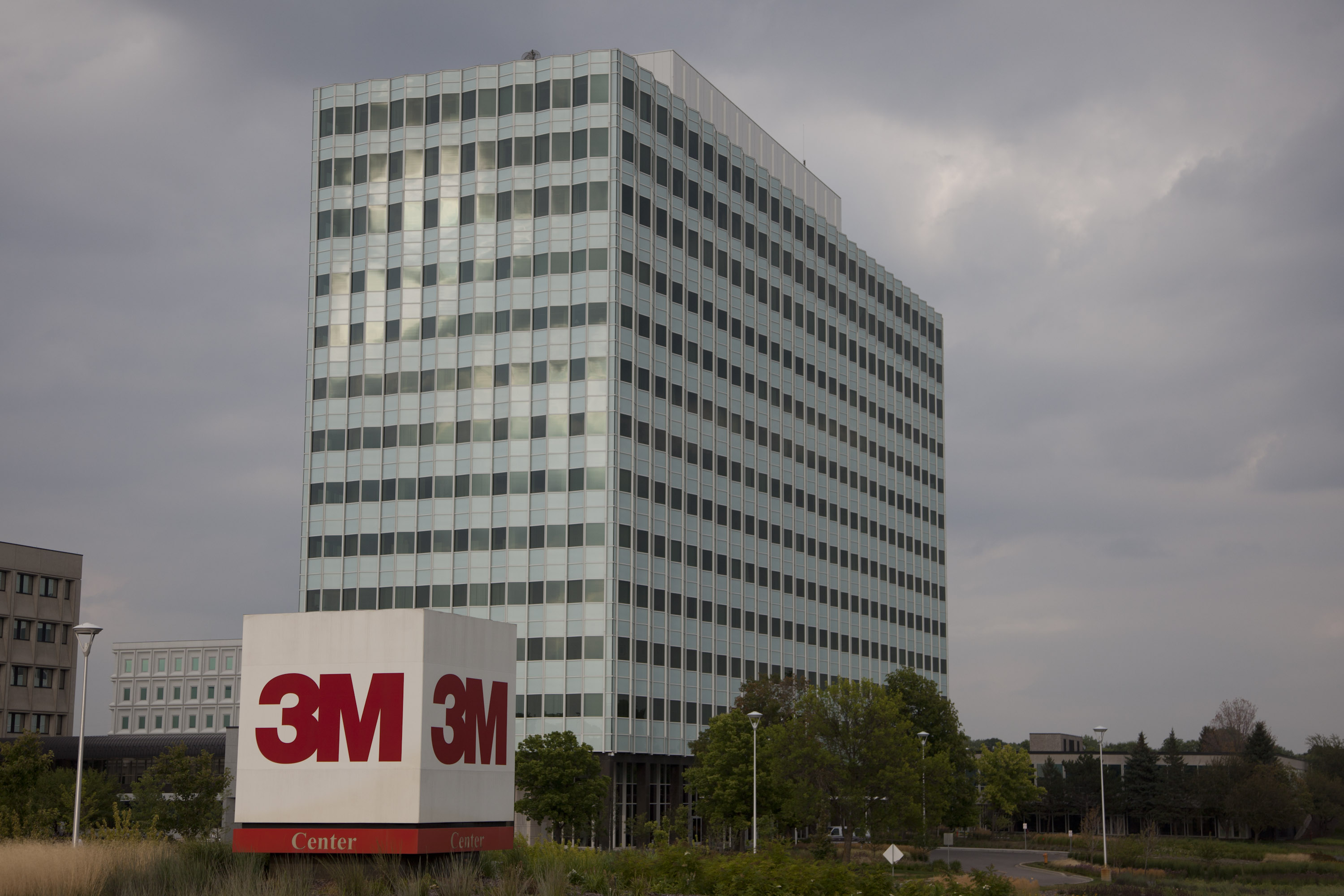 3M's new computer coolant could cut energy costs at data centers
