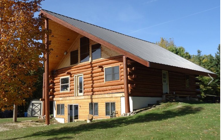 Cabin Country: A hand-built house goes up log by log