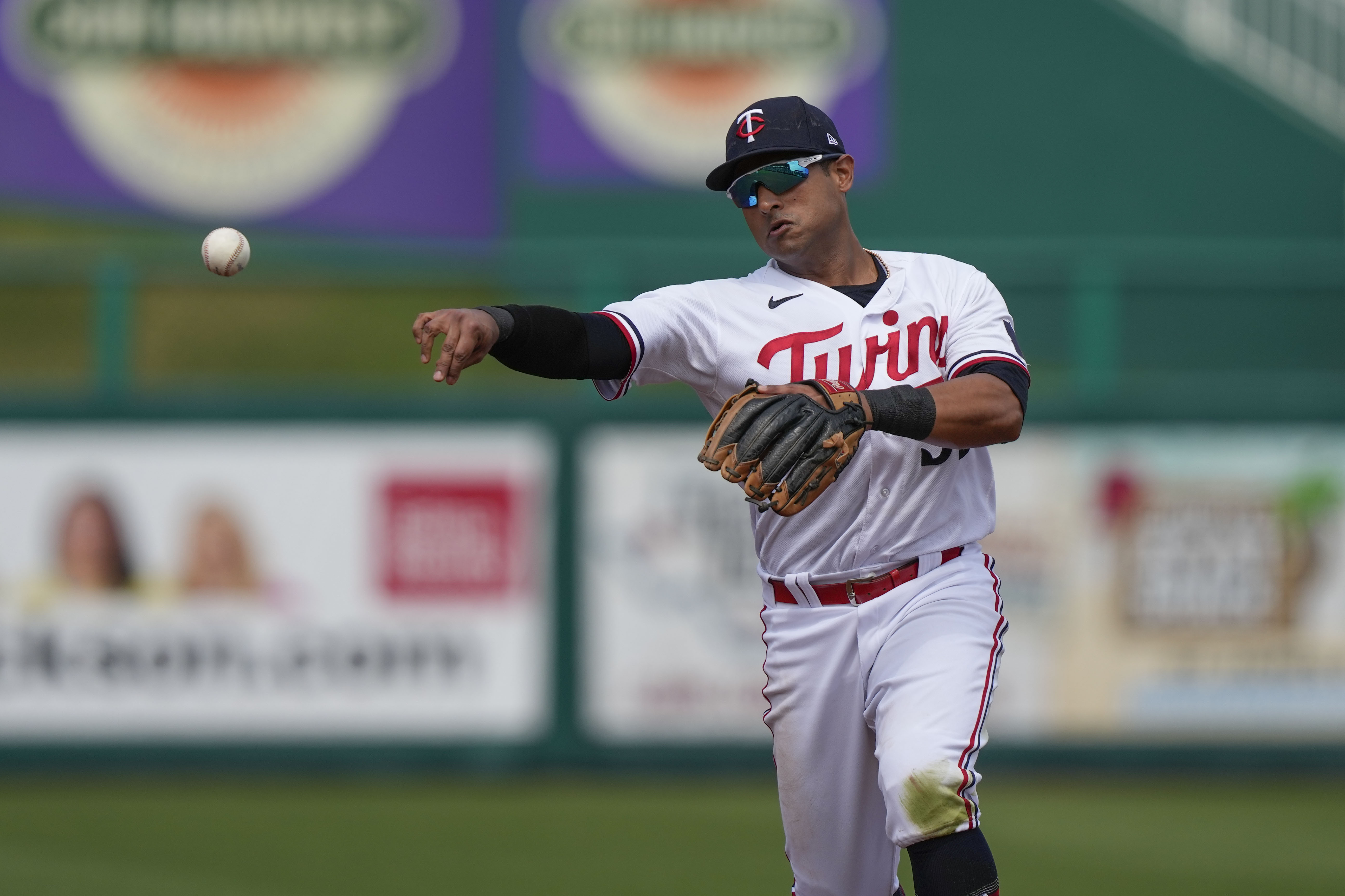 Twins power past Pirates, but top prospect Edouard Julien leaves ...