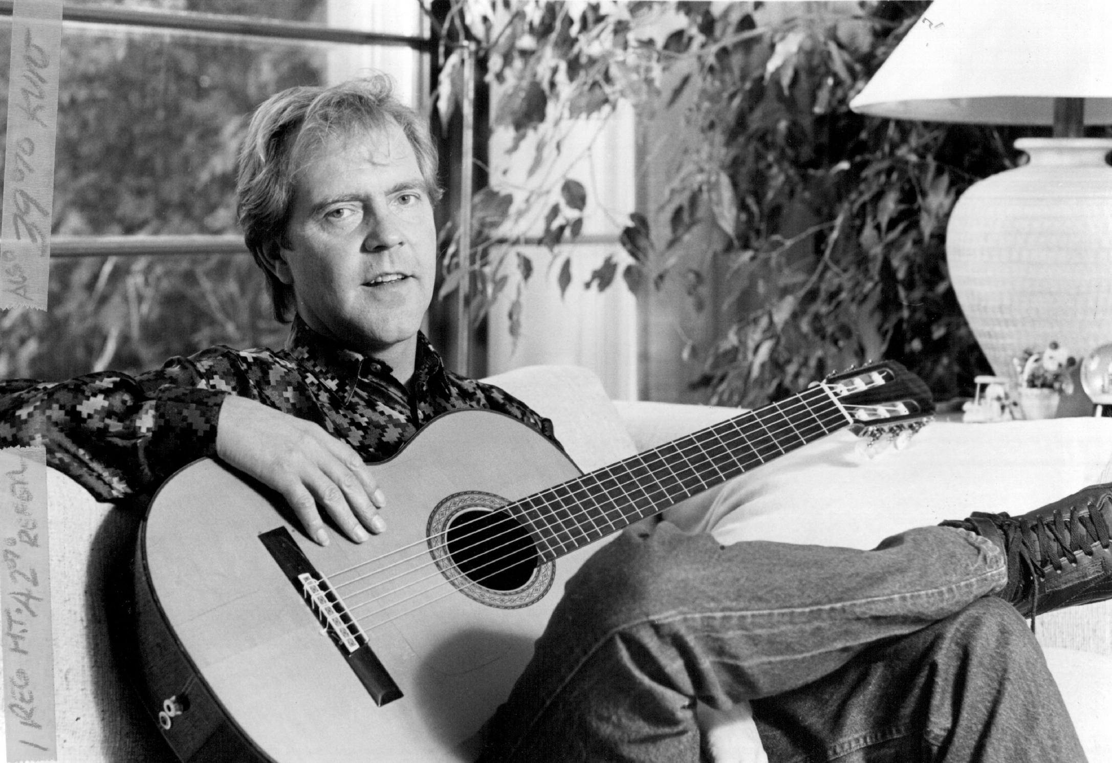 'Bluer Than Blue' singer Michael Johnson dies at 72