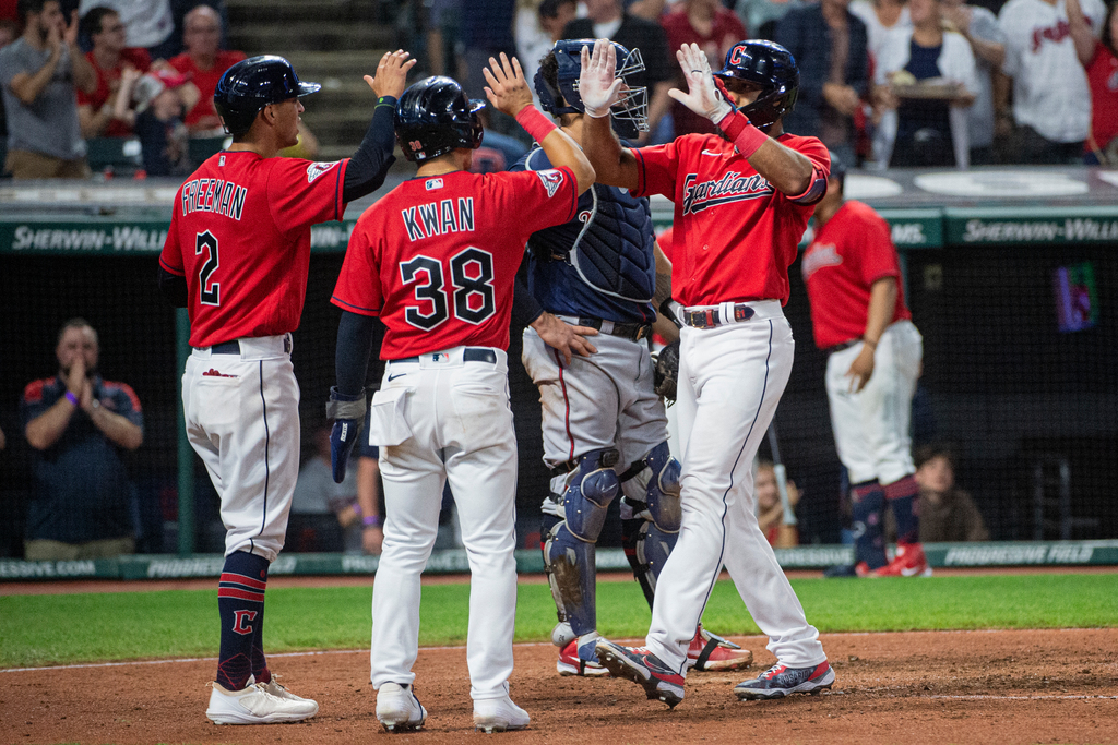 Patrick Reusse: Twins need to re-evaluate and make changes this offseason