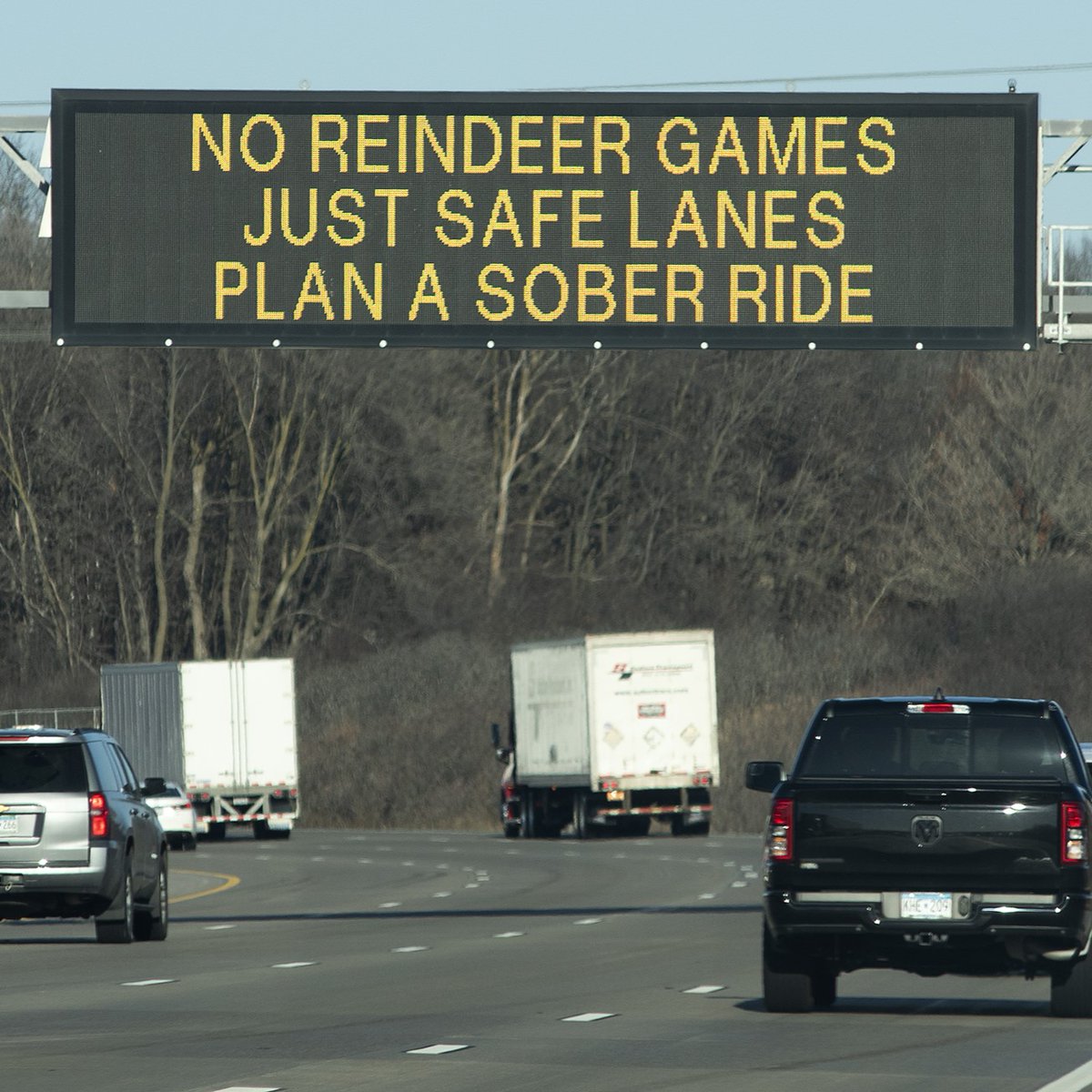Feds Crack Down On Funny Highway Signs But Mndot Will Just Shake It Off