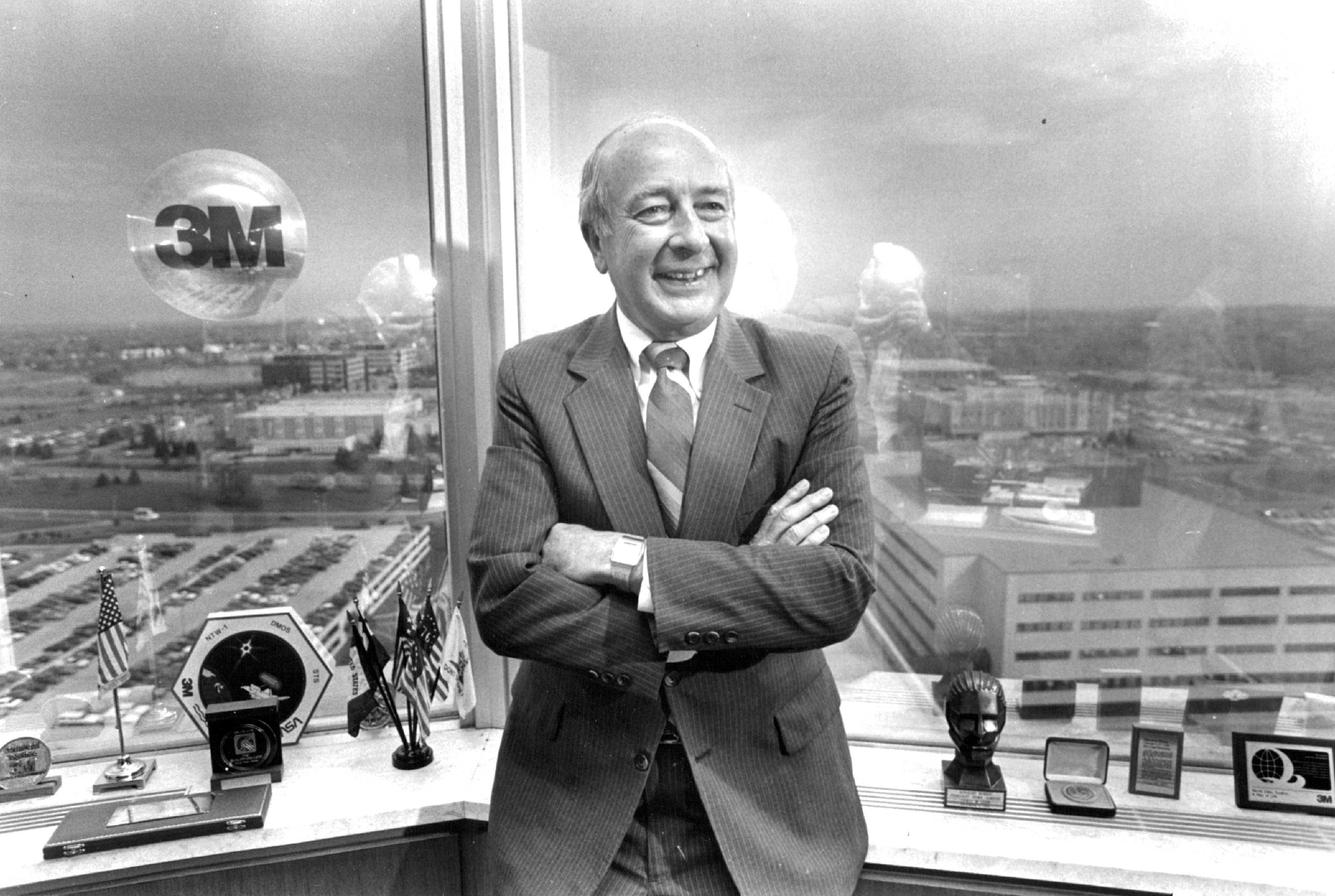 Former 3M CEO Lewis Lehr, a driving force in the 1980s, dies at 95