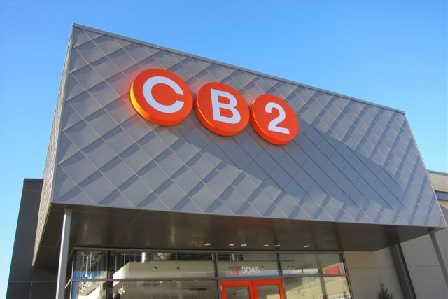 CB2 to close in Uptown Minneapolis to make way for apartments