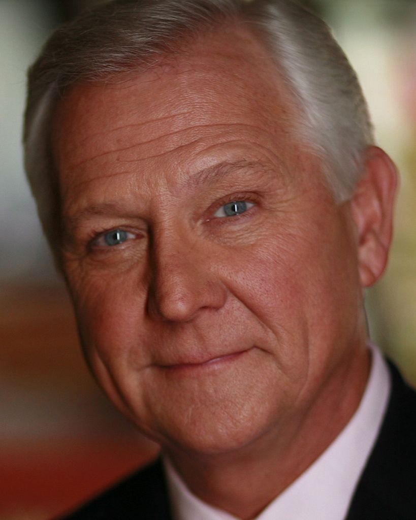 THE BOOKMARK: Don Shelby's new book focuses on life lessons