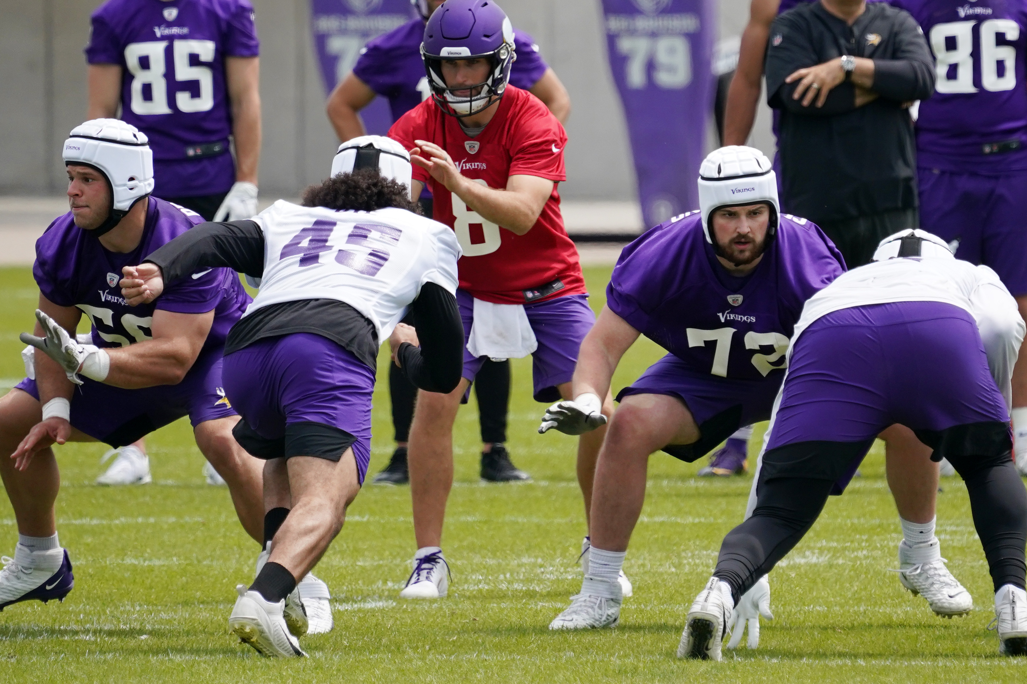 Vikings training camp position preview: Offensive line