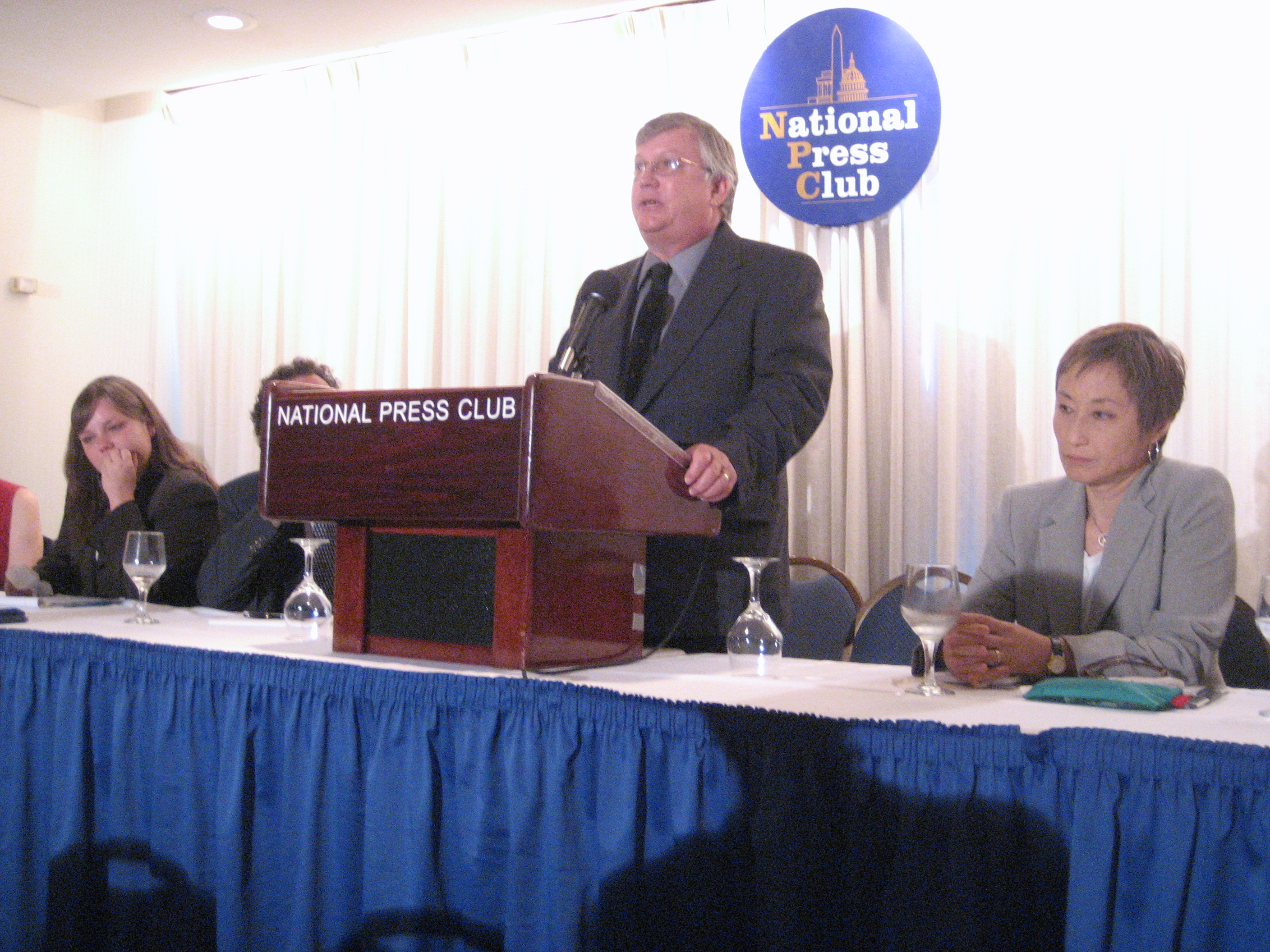 Family says Erlinder took pills to get out of Rwanda jail