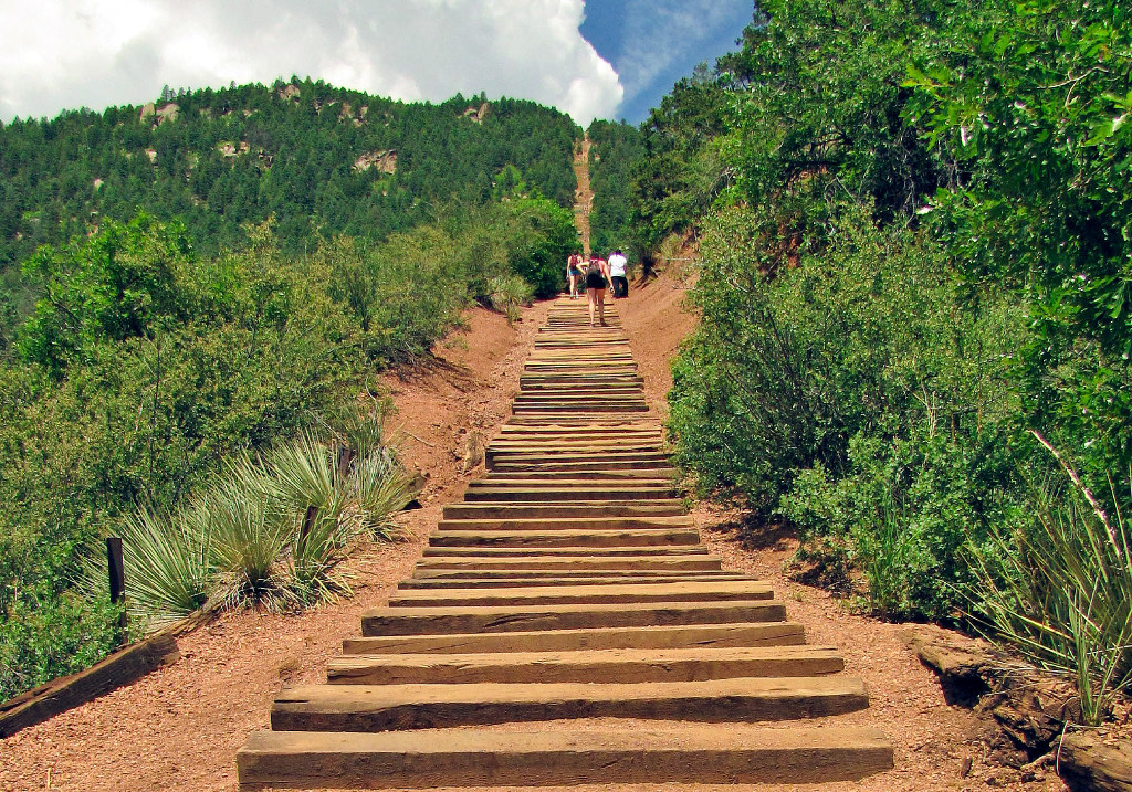 Manitou Incline tests your lungs and legs in Colorado's fresh air
