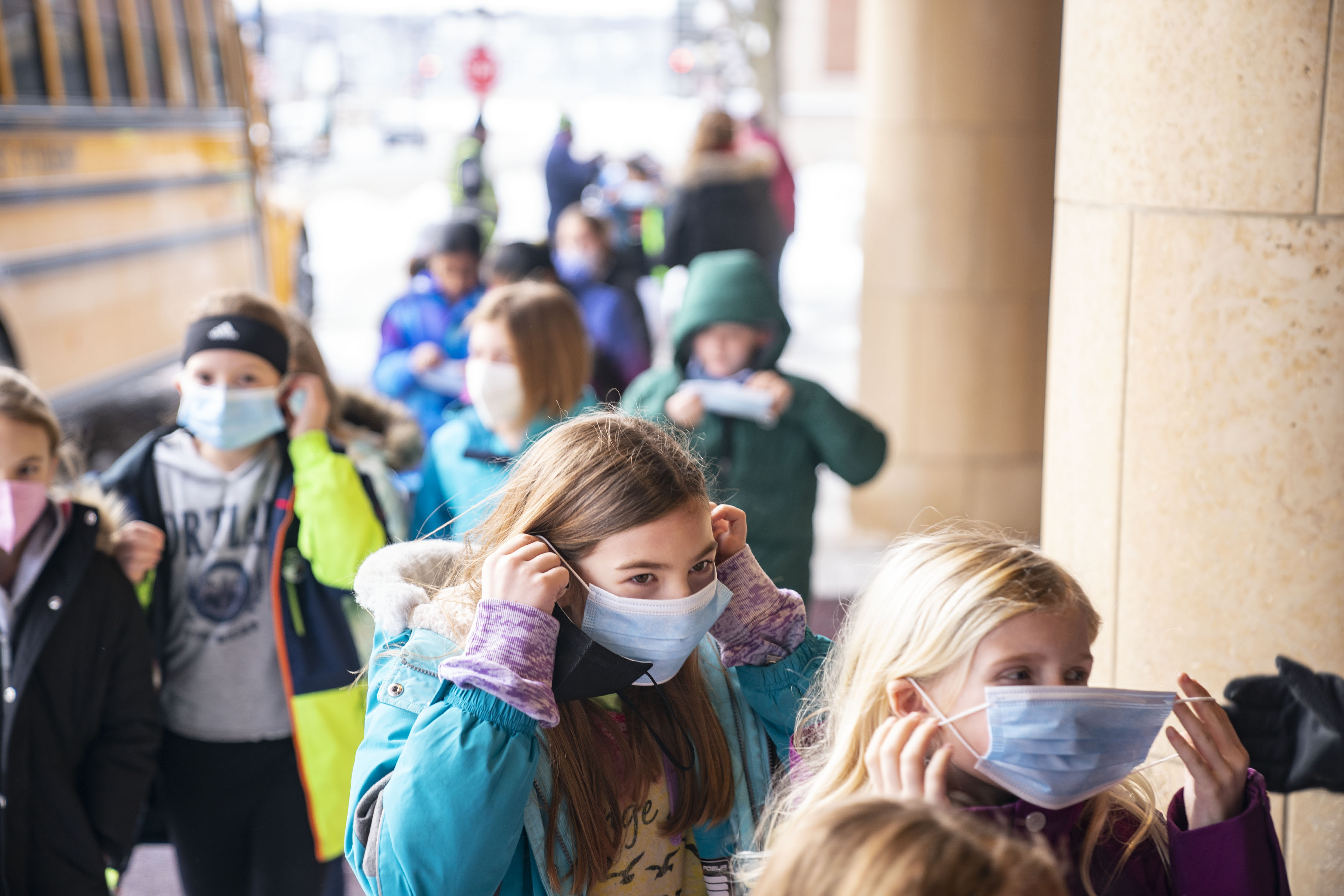 Minnesota schools continue to loosen COVID protocols for new year ...