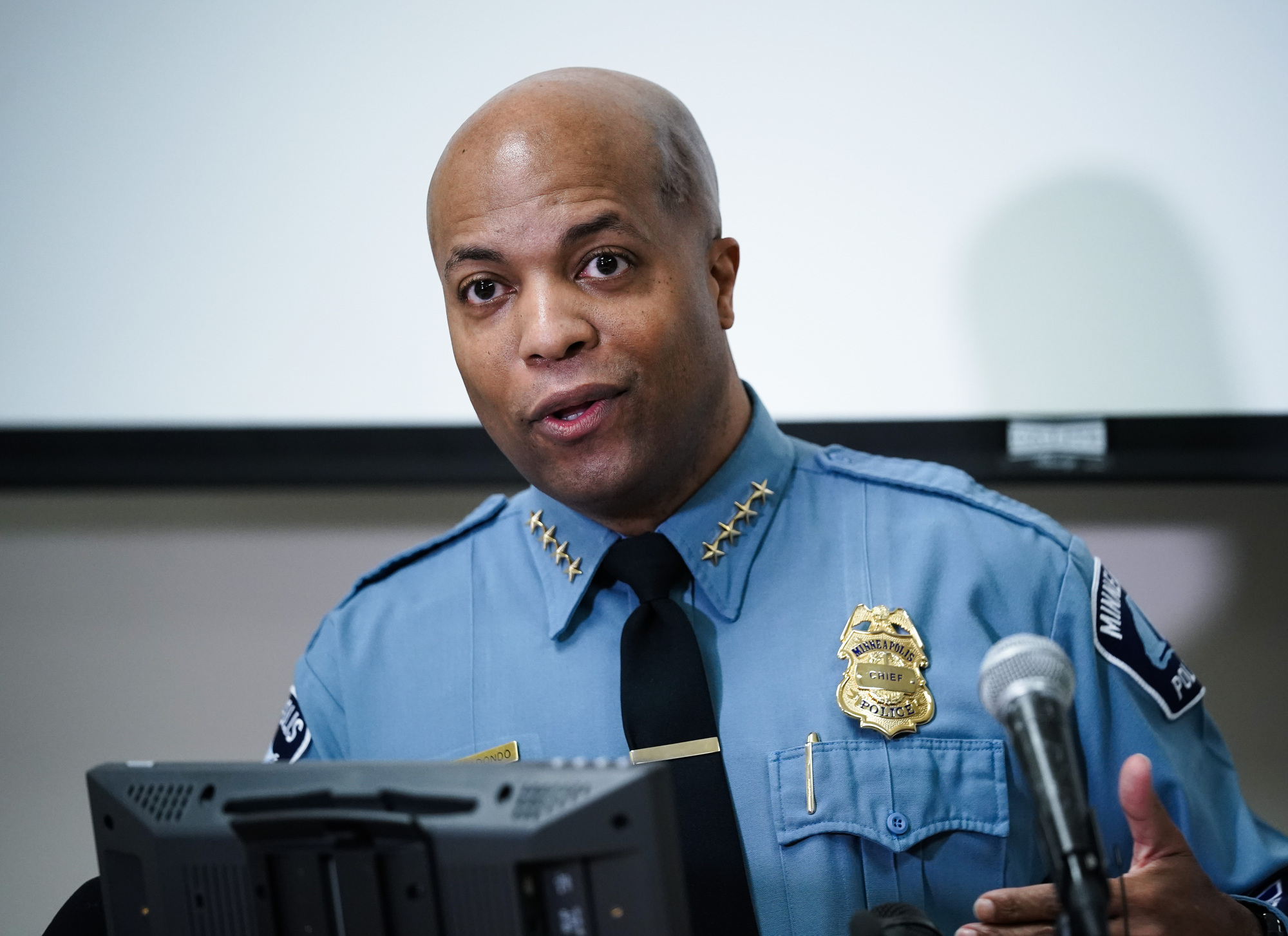 Minneapolis police chief pulls name from San Jose search