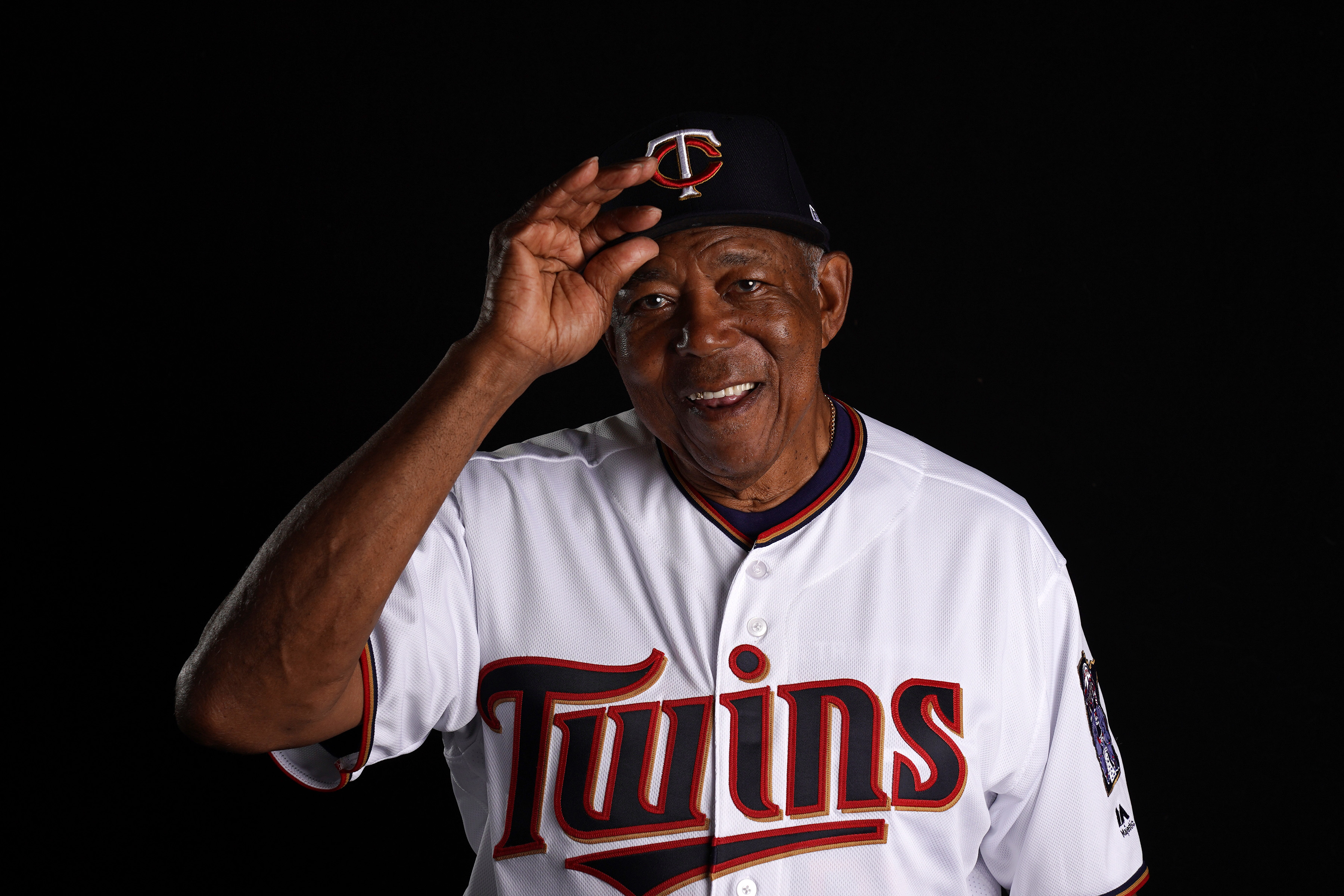 Tony Oliva joins Twins for 'first road trip in almost 30 years'