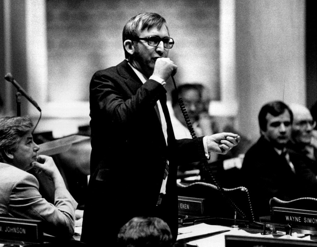 Wayne Simoneau, legislator and finance commissioner who worked across ...