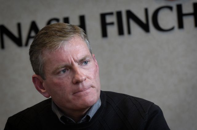 Four top Nash Finch executives will depart after buyout by Spartan Stores