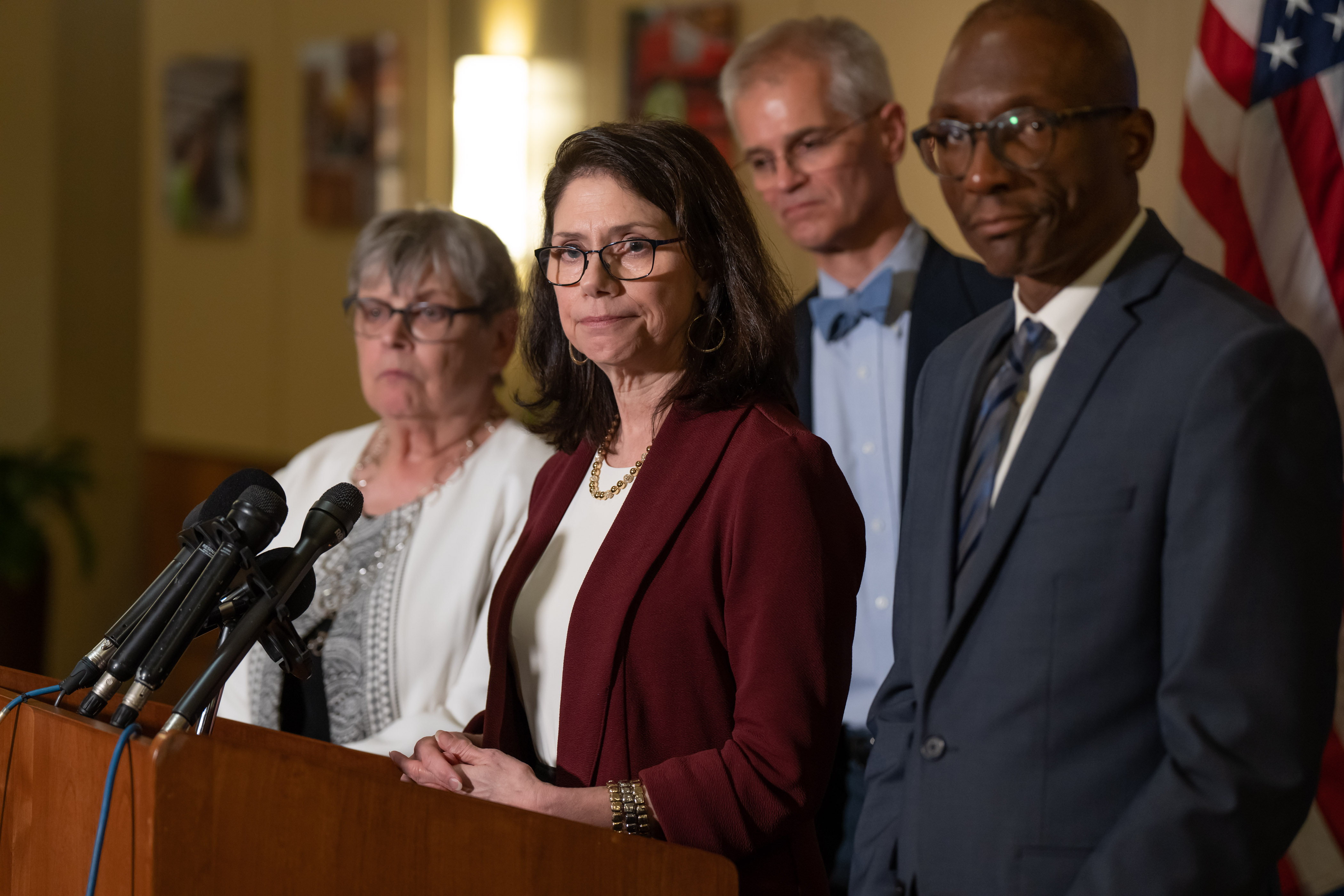 Minnesota Senate Democrats divided over eliminating state tax on Social ...