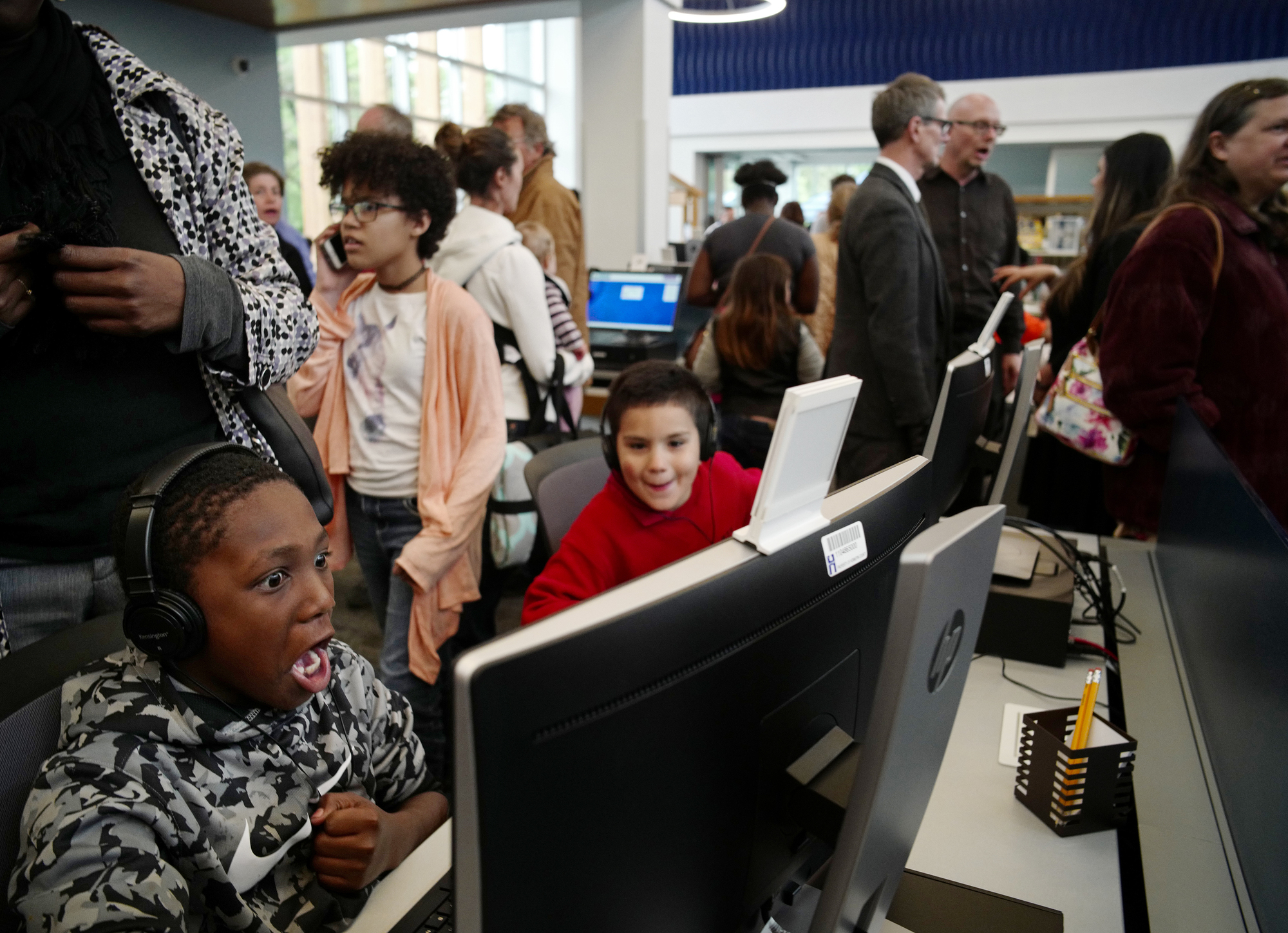 After long wait, Webber Park Library opens to a happy throng