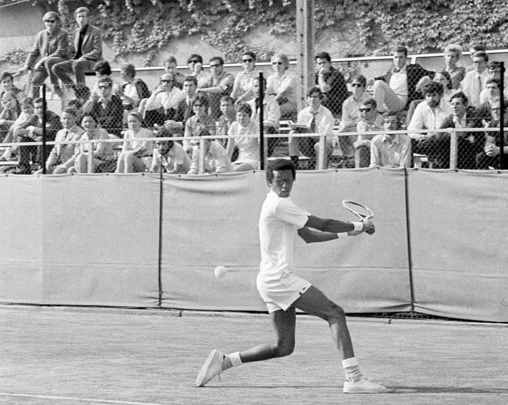Review: 'Arthur Ashe,' by Raymond Arsenault
