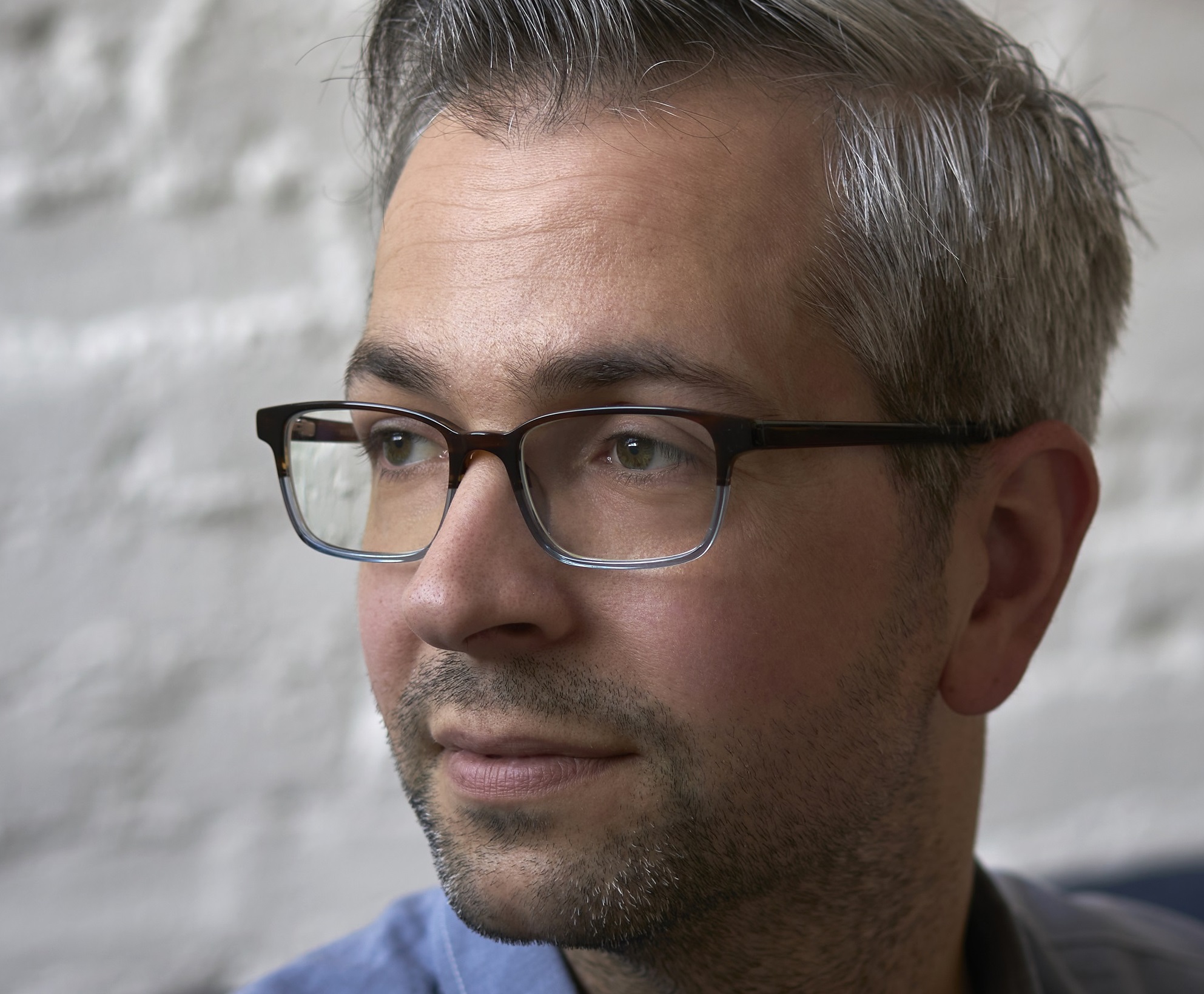 Review: 'Mercury Pictures Presents,' by Anthony Marra