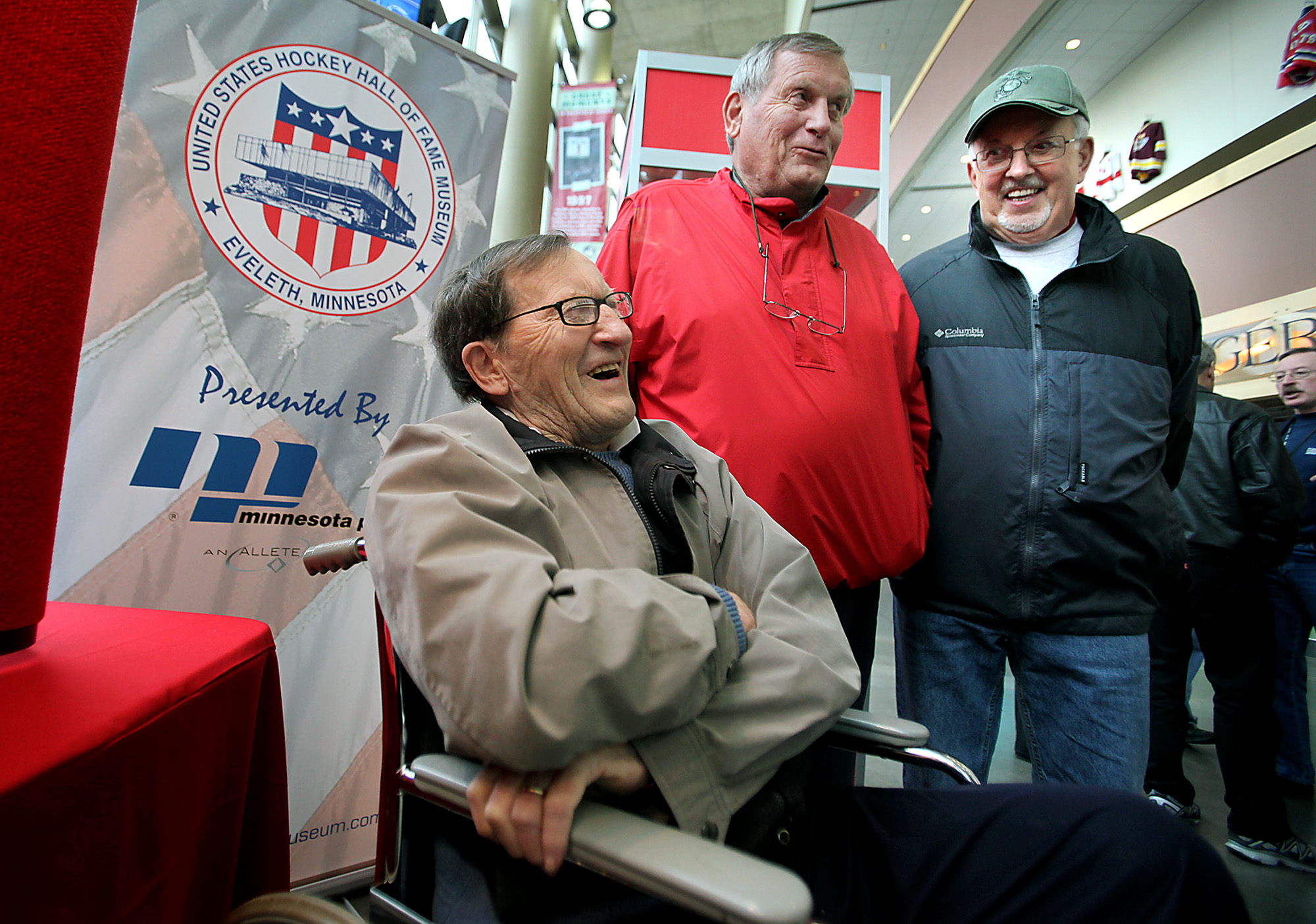 Former Grand Rapids, Minnesota Duluth hockey coach Gus Hendrickson dies ...